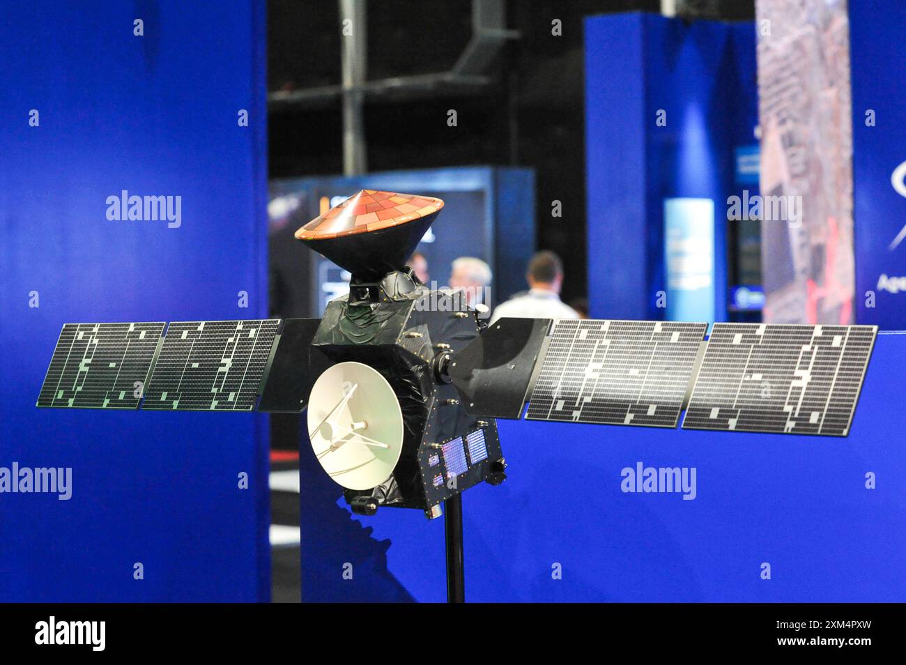 Farnborough airshow satellite image hi-res stock photography and images ...