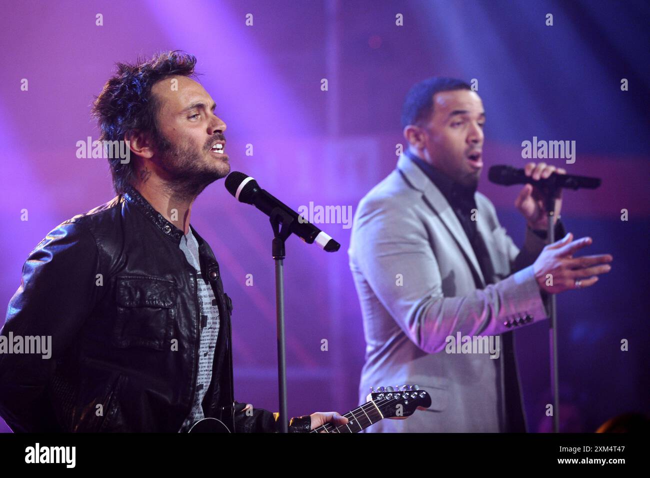 Milan Italy 20/11/2008: Nek,Italian singer, and Craig David, British ...