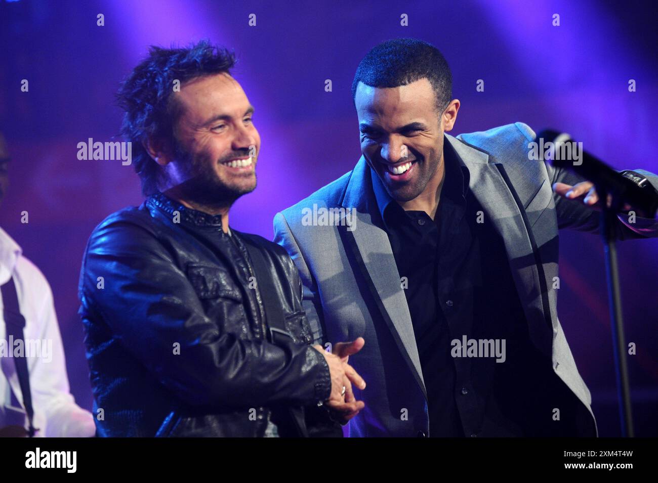 Milan Italy 20/11/2008: Nek,Italian singer, and Craig David, British ...