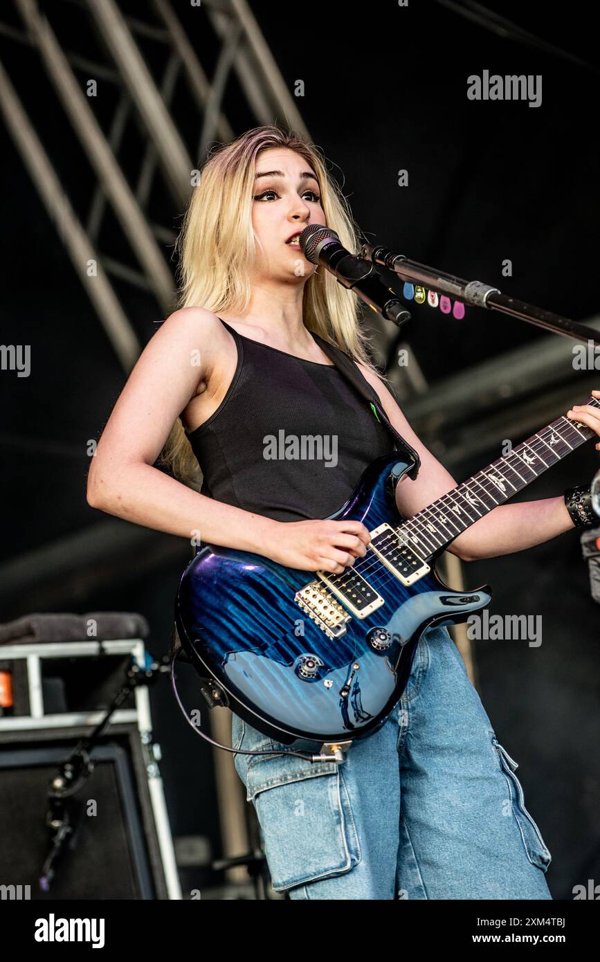 The Warning Rock Band Live Stock Photo - Alamy