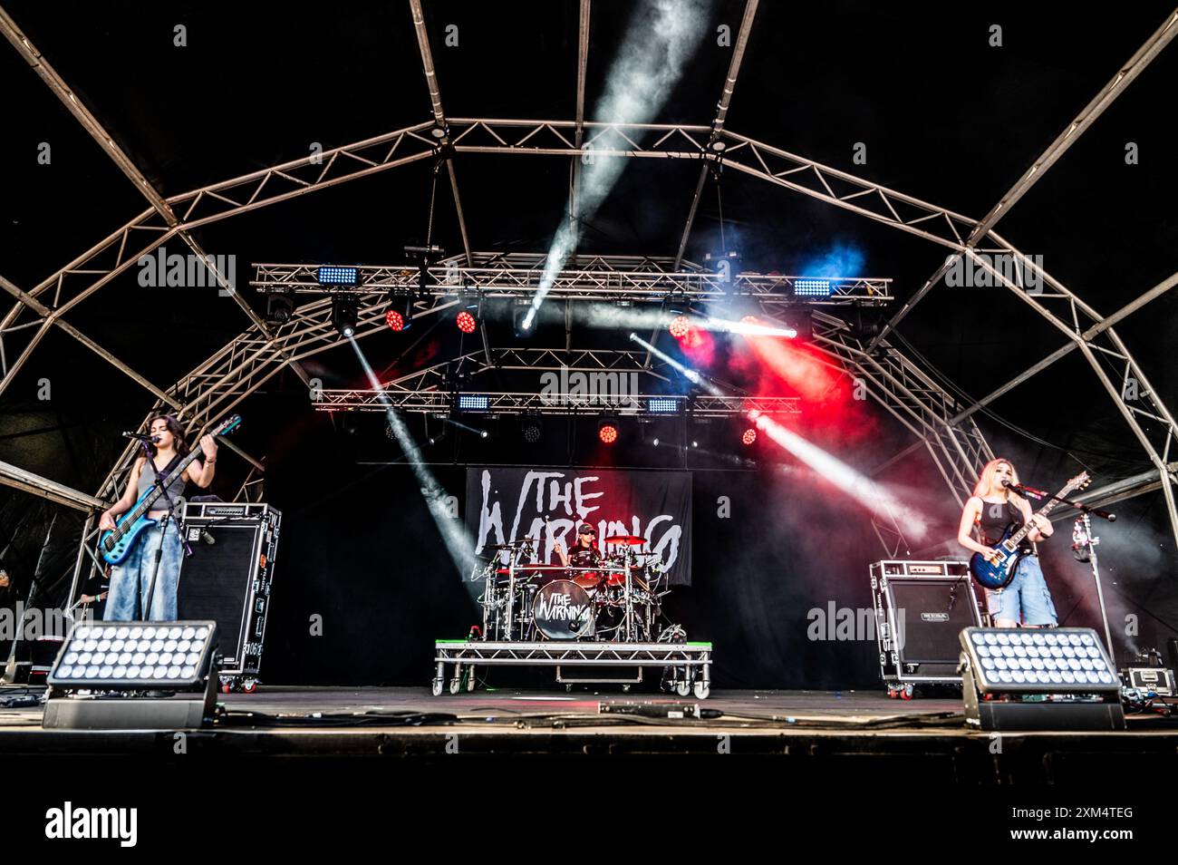 The warning rock band hi-res stock photography and images - Alamy