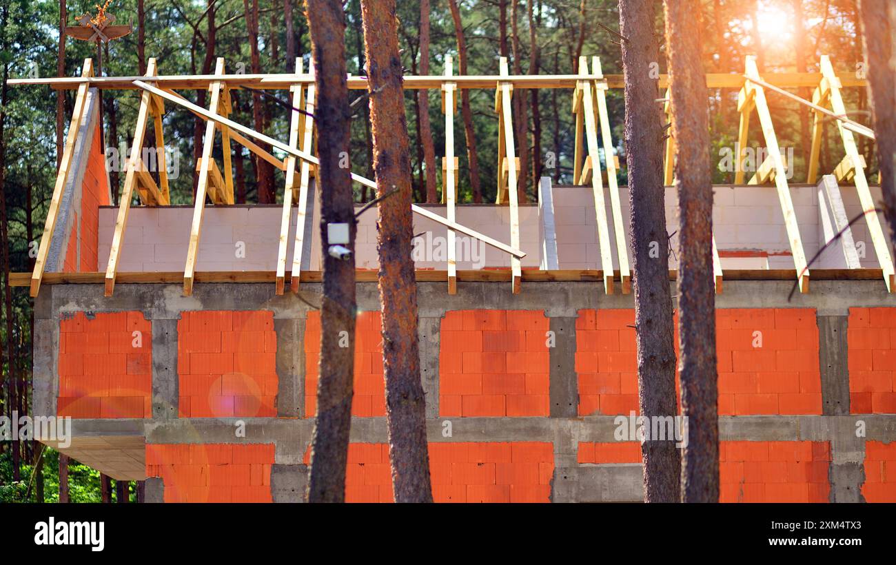New townhomes under construction hi-res stock photography and images ...