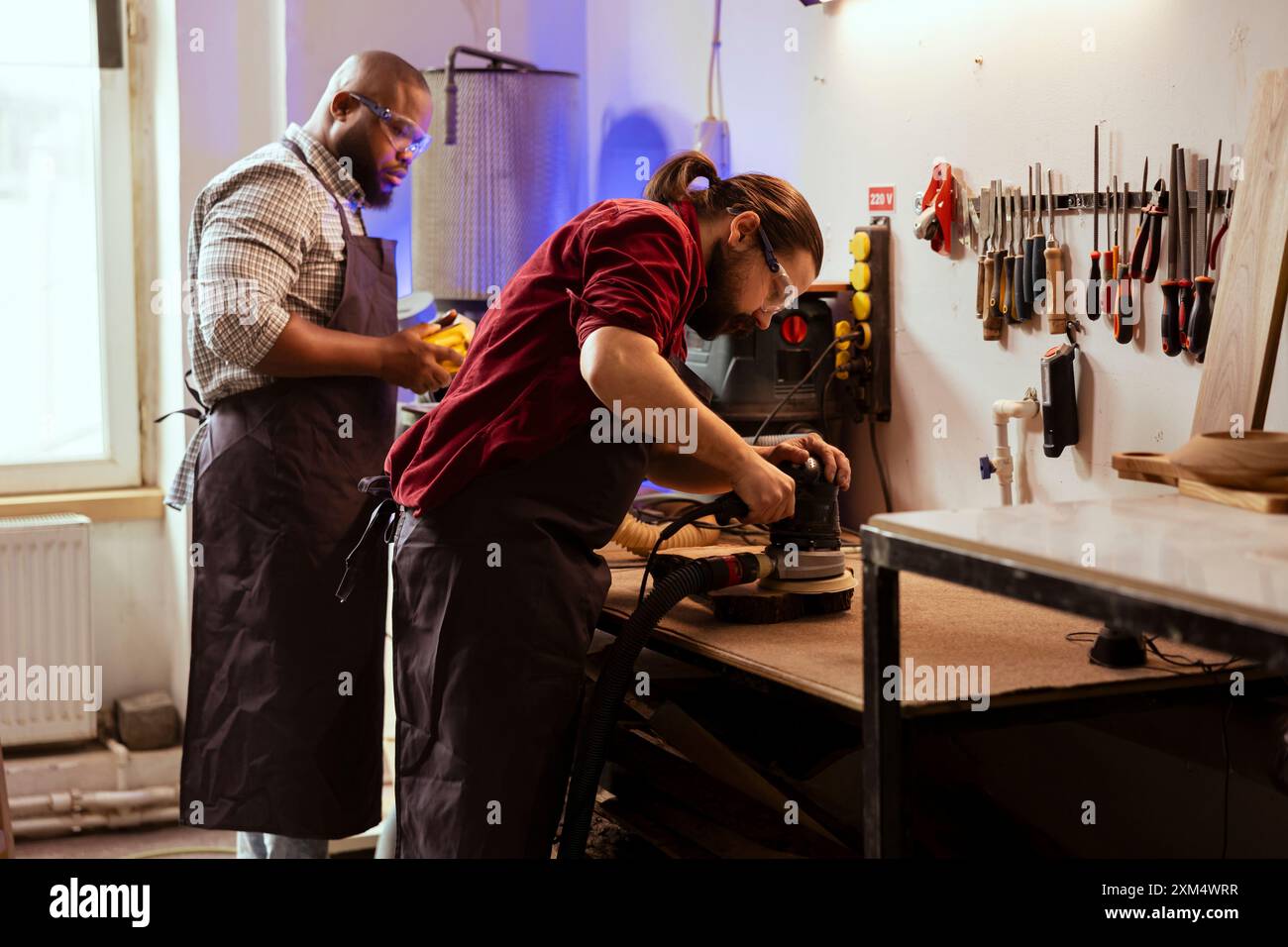 African apprentice master in hi-res stock photography and images - Alamy