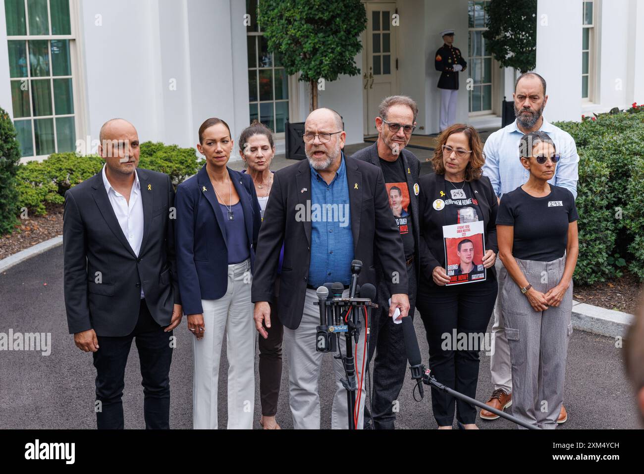 (From left to right) Adi Alexander, father of Edan Alexander, Yael ...