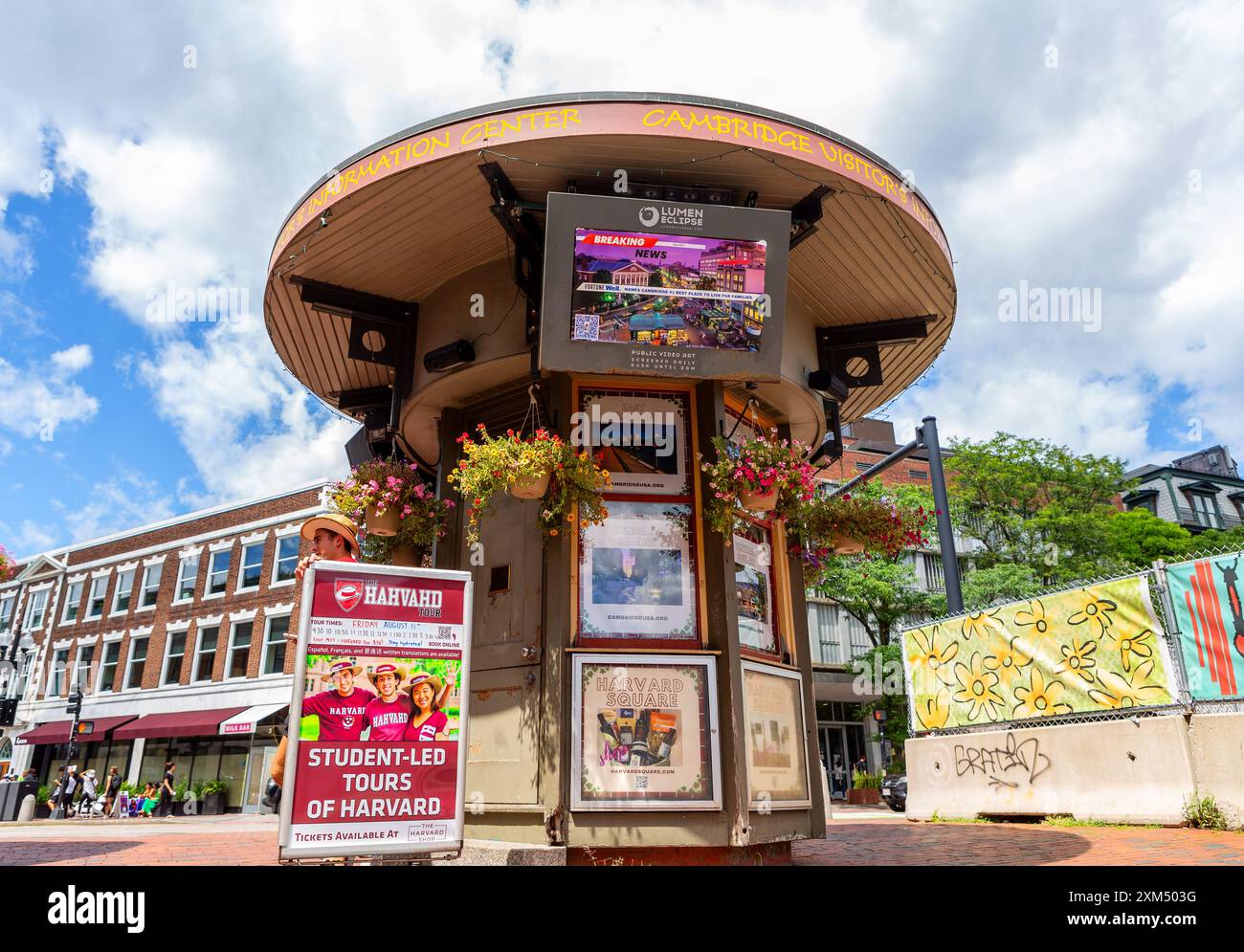 Cambridge, Massachusetts, USA - August 11, 2023: The Cambridge Visitor ...