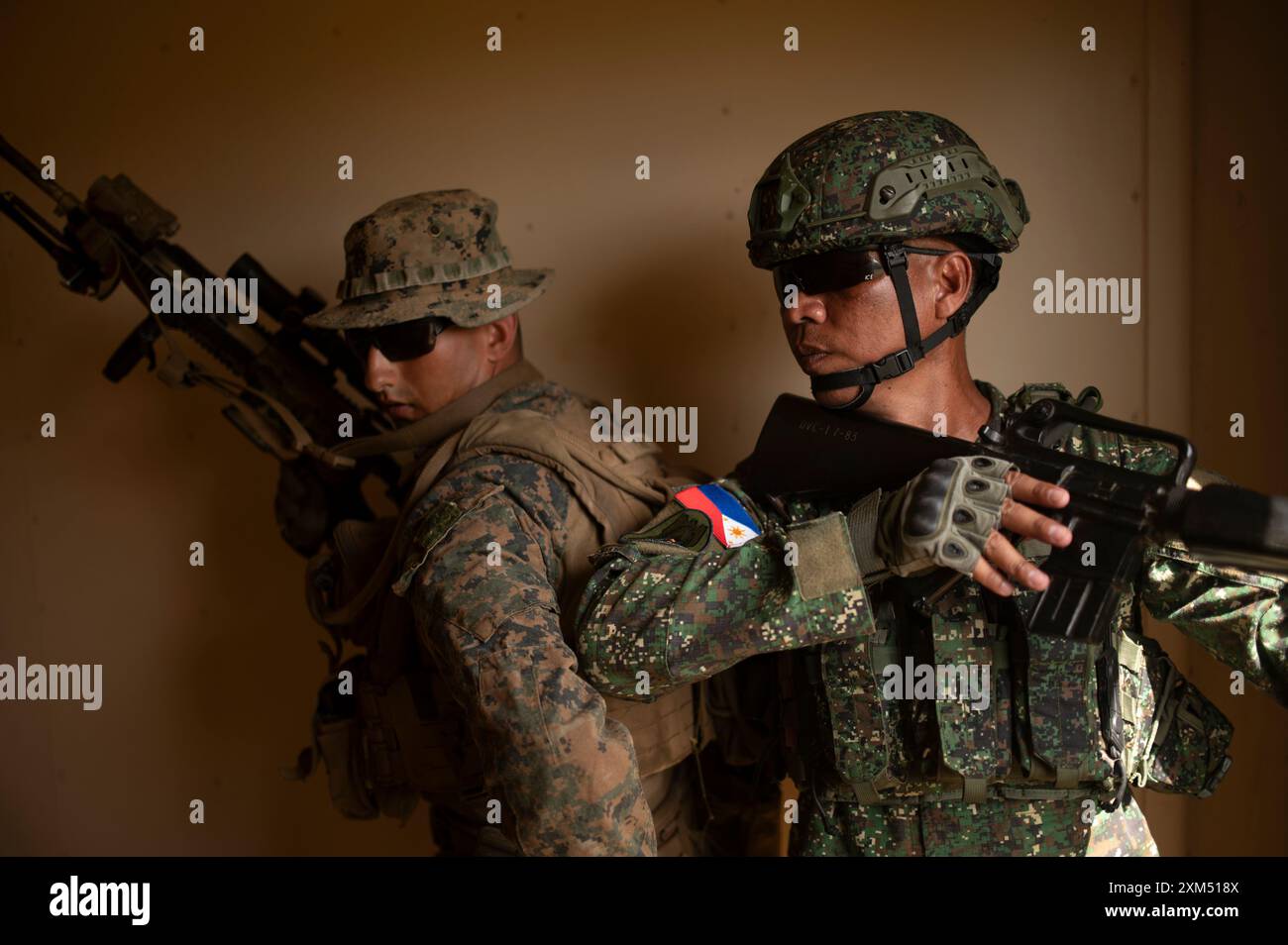 U.S. Marines assigned to Charlie Company, Battalion Landing Team 1/5 ...