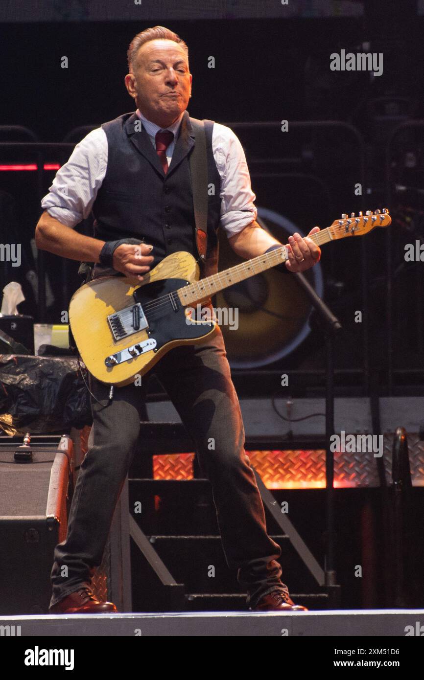 London, UK. 25 Jul 2024. American singer/songwriter Bruce Springsteen ...