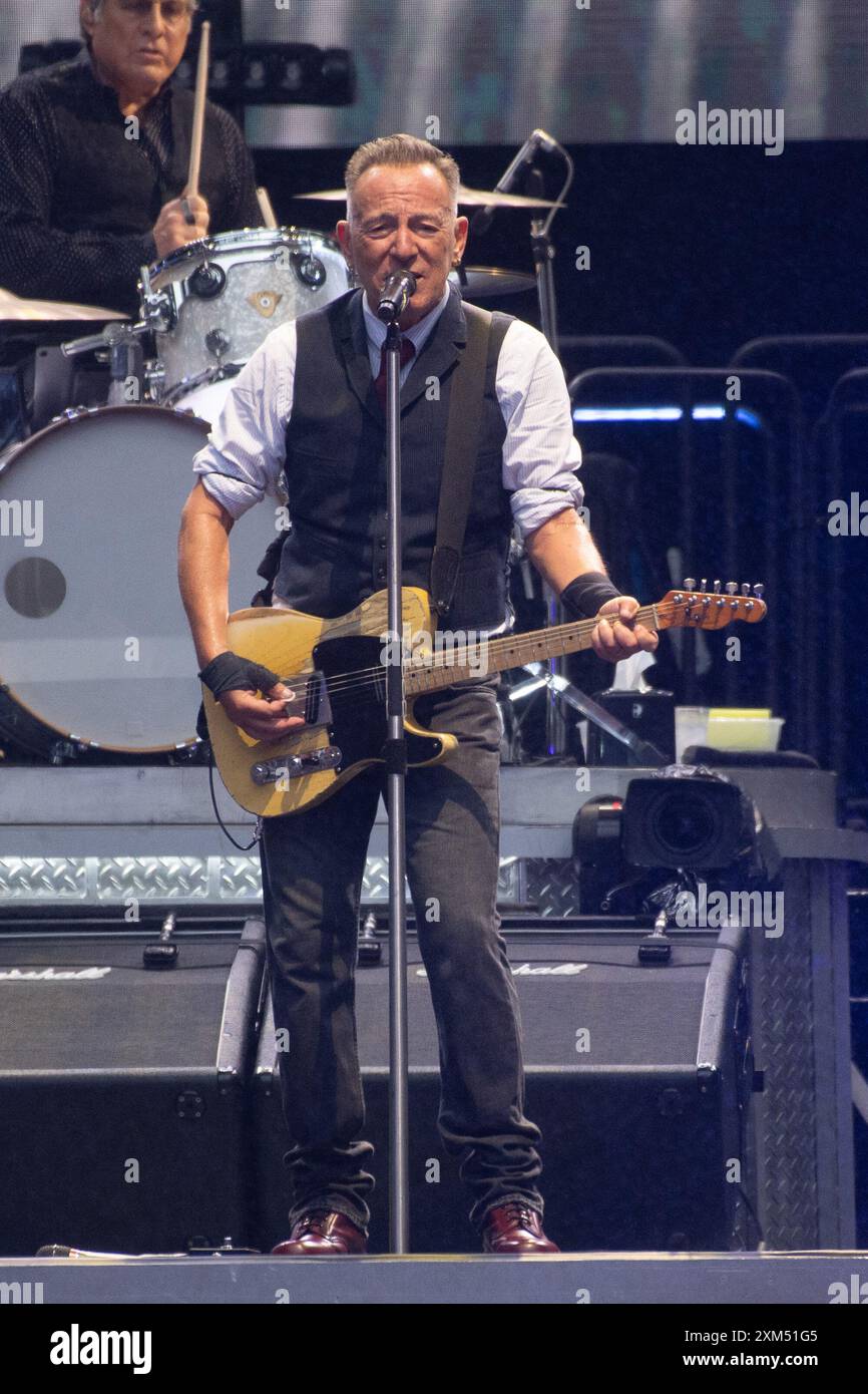 London, UK. 25 Jul 2024. American singer/songwriter Bruce Springsteen ...