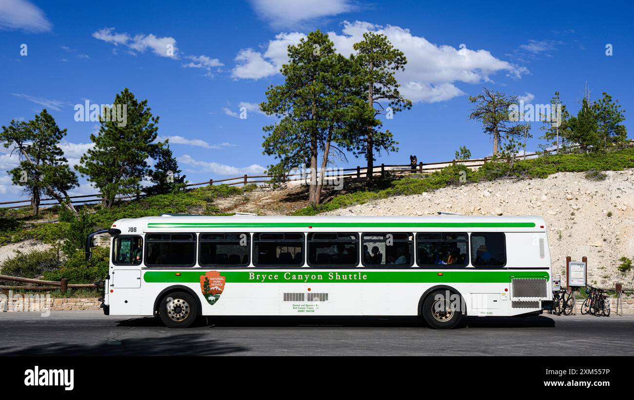 Red canyon transit hi-res stock photography and images - Alamy