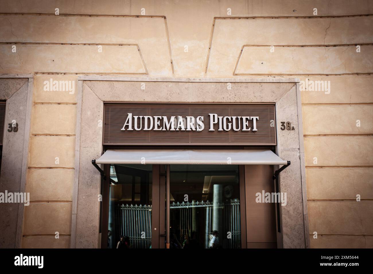 Picture of a sign with the logo of Audemars Piguet on their main ...
