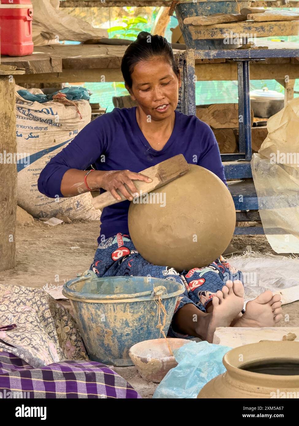 Traditional crafting hi-res stock photography and images - Alamy