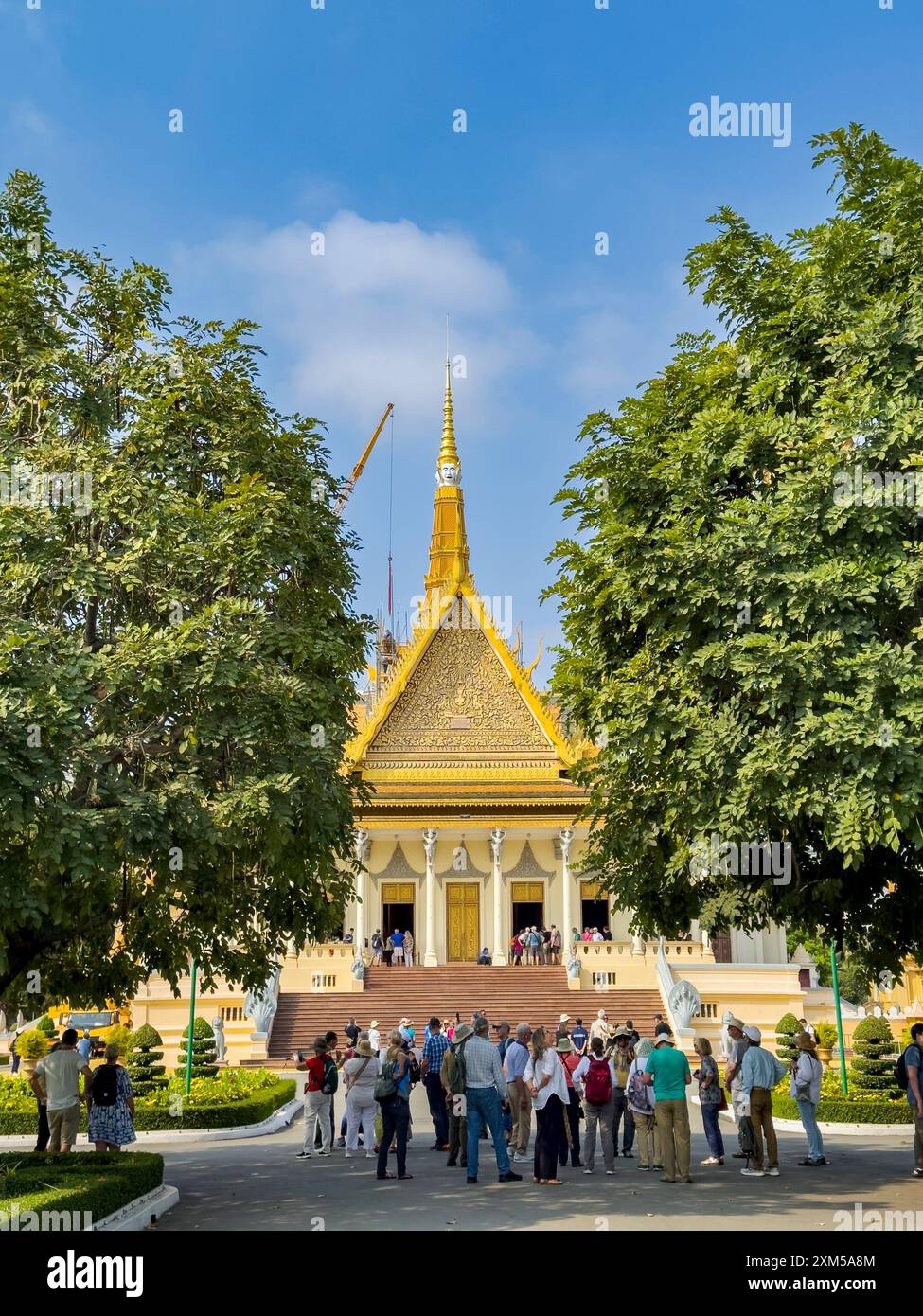 Exterior view of the Royal Palace grounds in Phnom Penh, Cambodia Stock ...