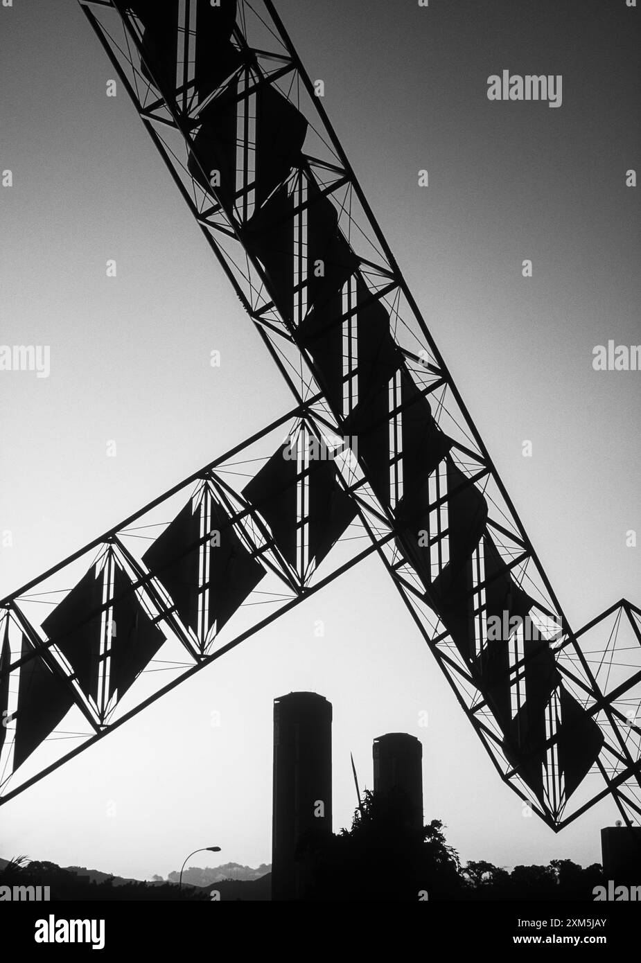 Abra Solar sculpture by Venezuelan artist Alejandro Otero, with the ...