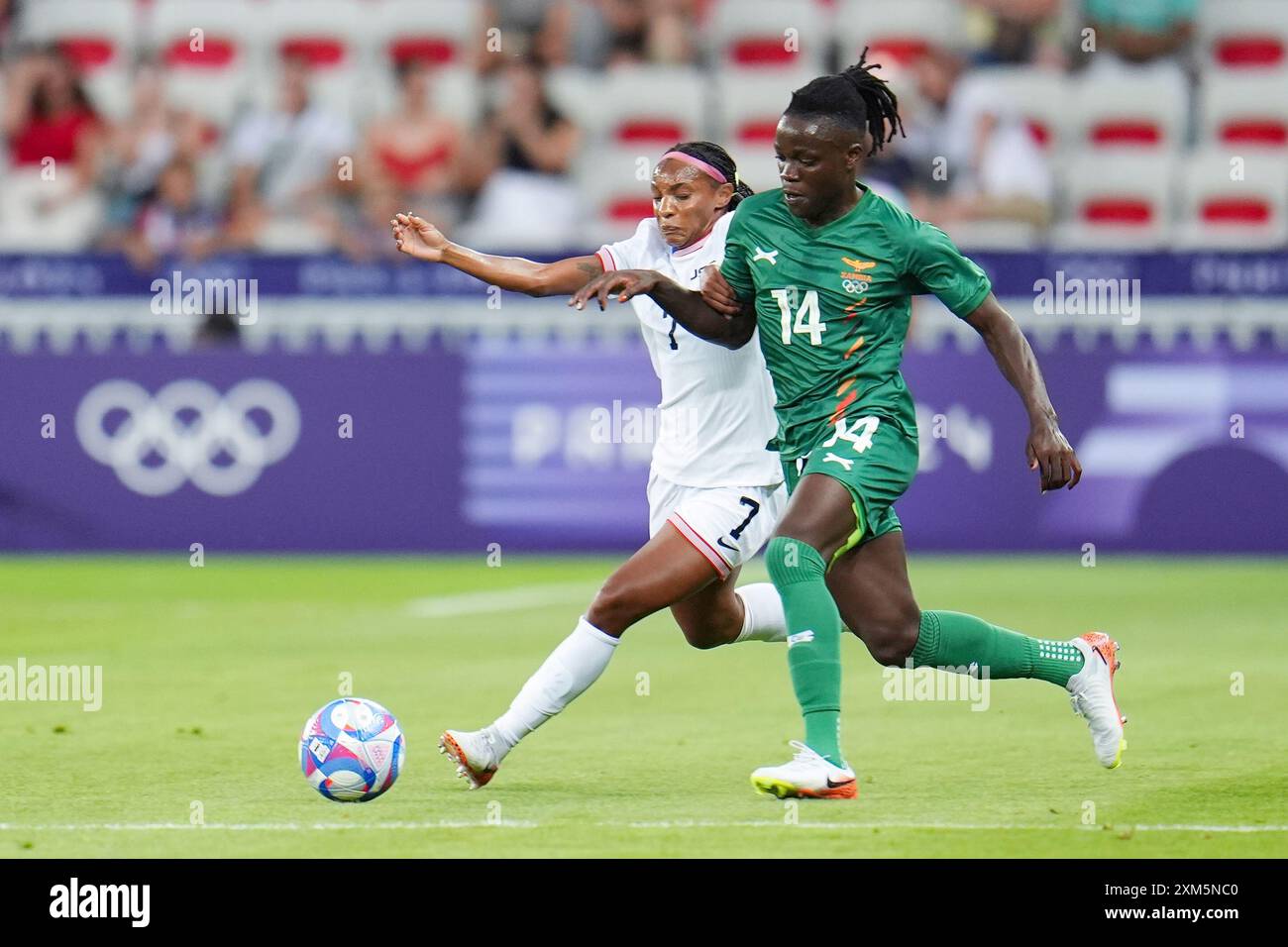 Crystal Dunn (USA) and Prisca Chilufya (Zambia), Football, Women's ...