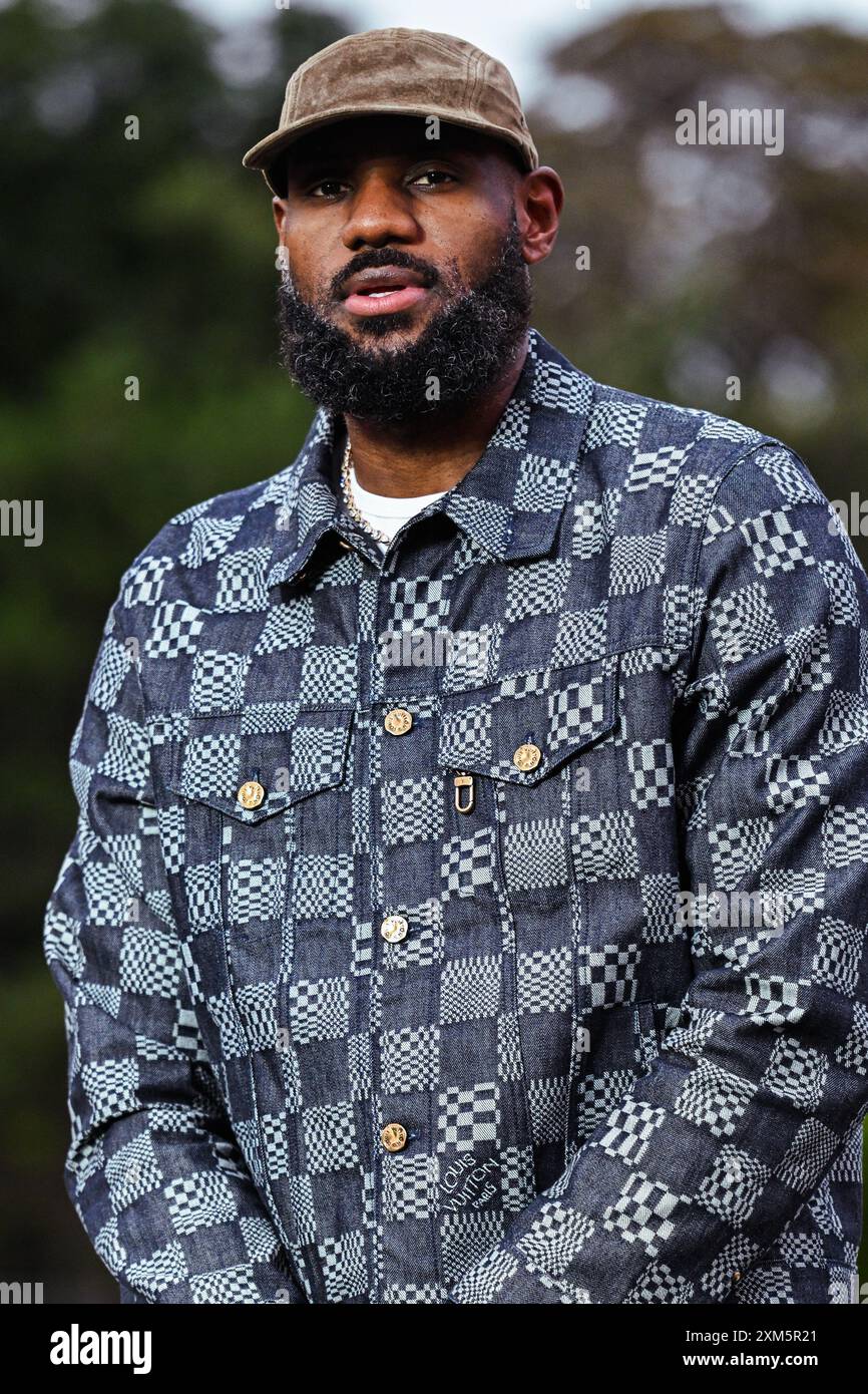 Lebron james louis vuitton hi-res stock photography and images - Alamy