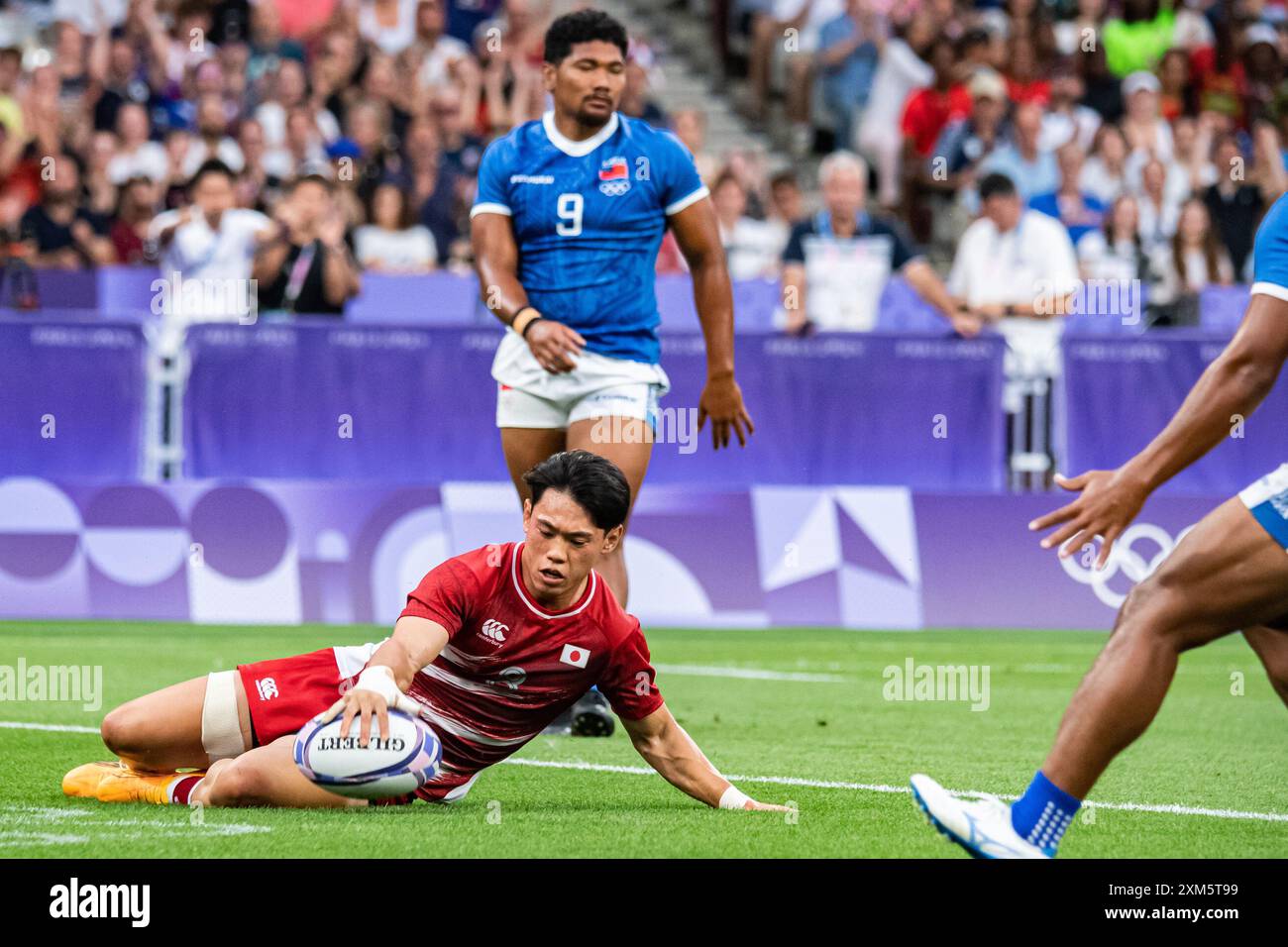 Saint Denis, France. 25th July, 2024. Kippei Ishida (Japan) scores a ...