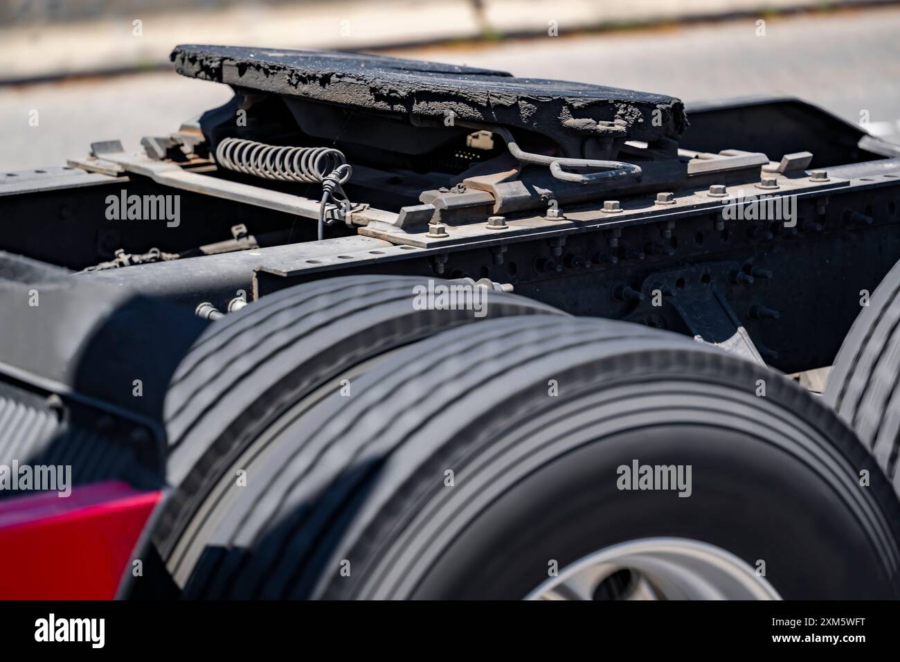 Fifth wheel hitch hi-res stock photography and images - Alamy