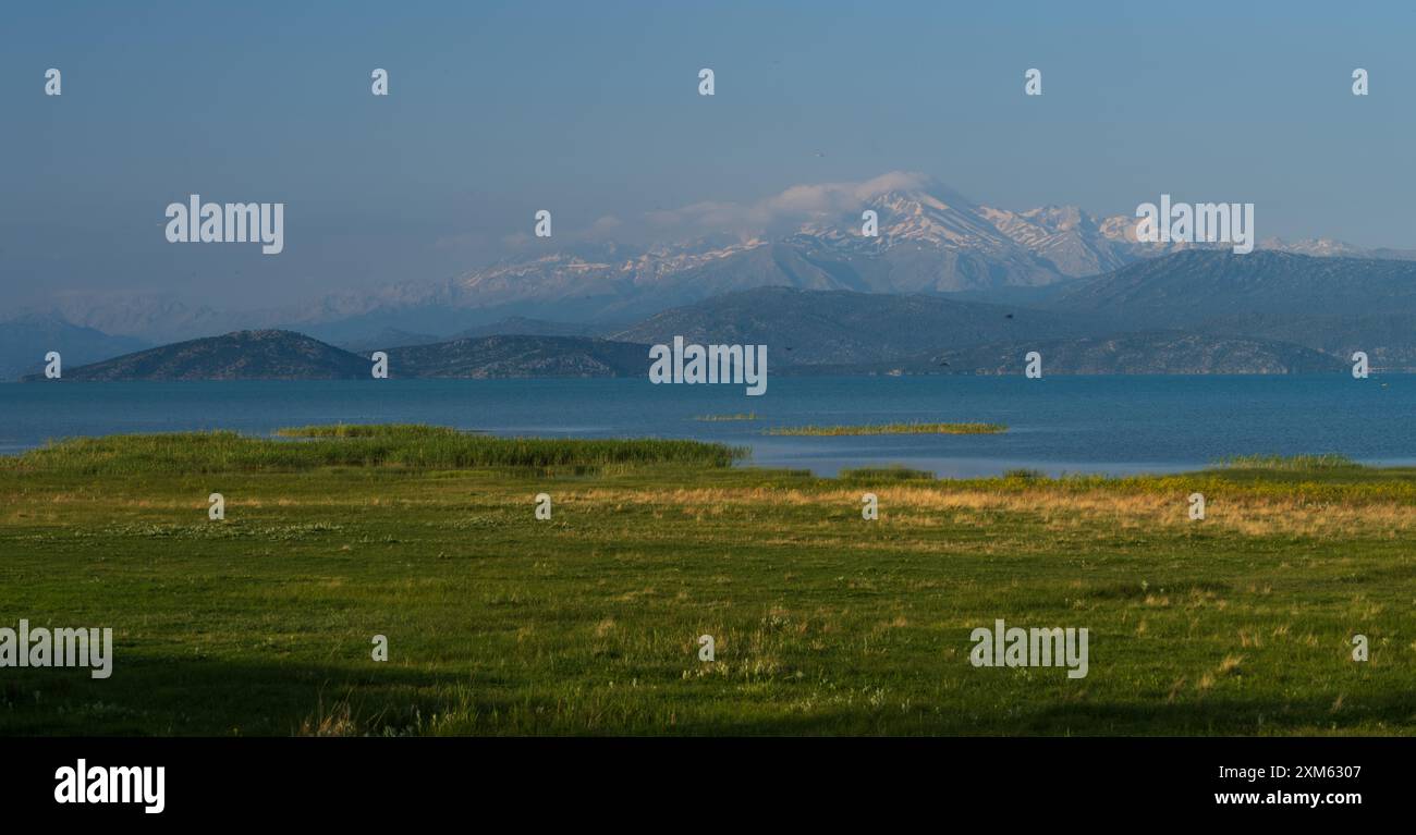 Beautiful morning mountain landscape hi-res stock photography and ...