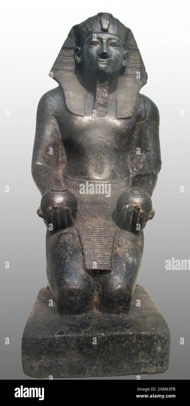7256. Statue of Amenhotep II 1427-1420 BC, offering to his deities. Egypt, New Kingdom, Dynasty ...