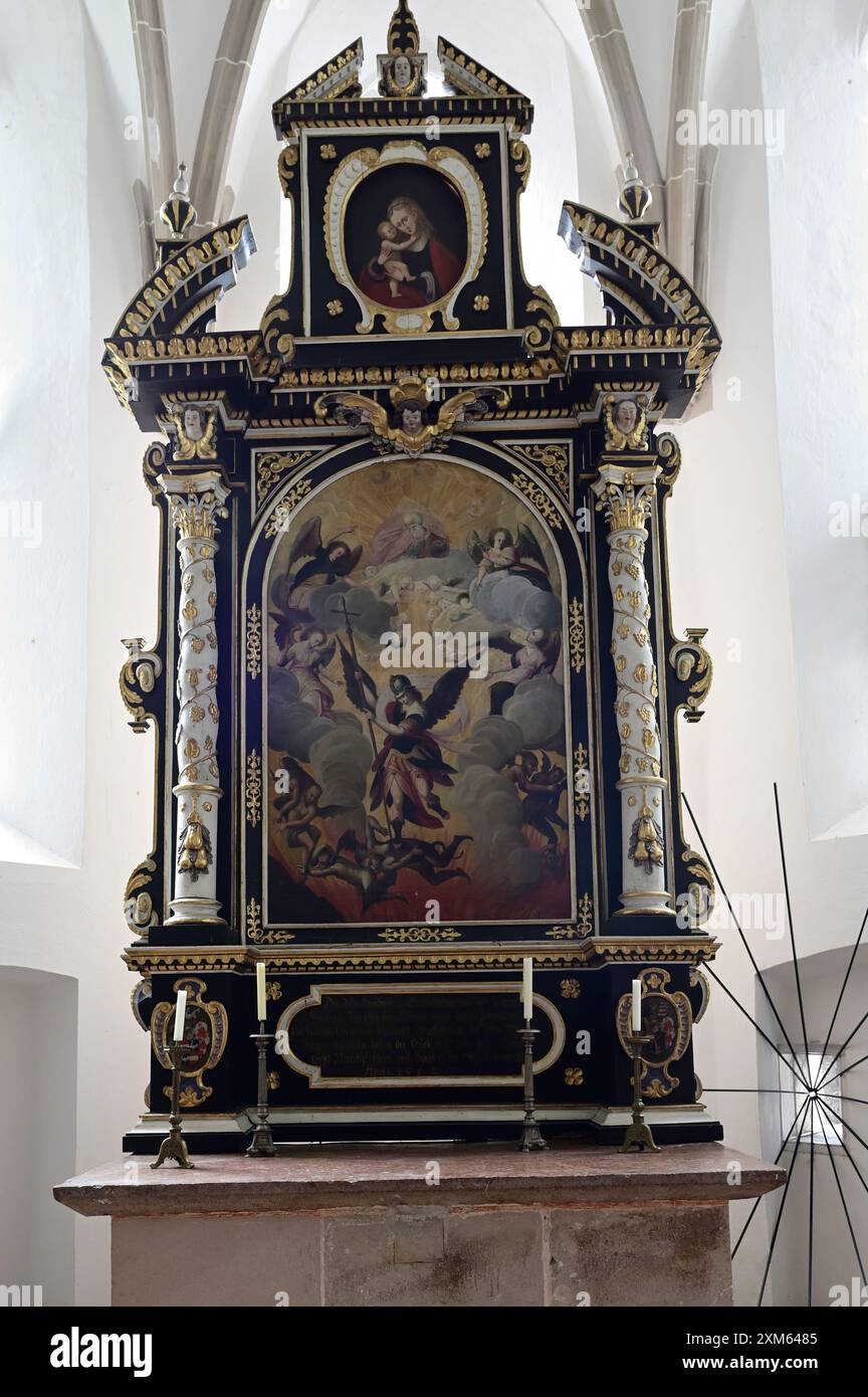 Hallstatt, Upper Austria, Austria. The Michaelskapelle next to the ...