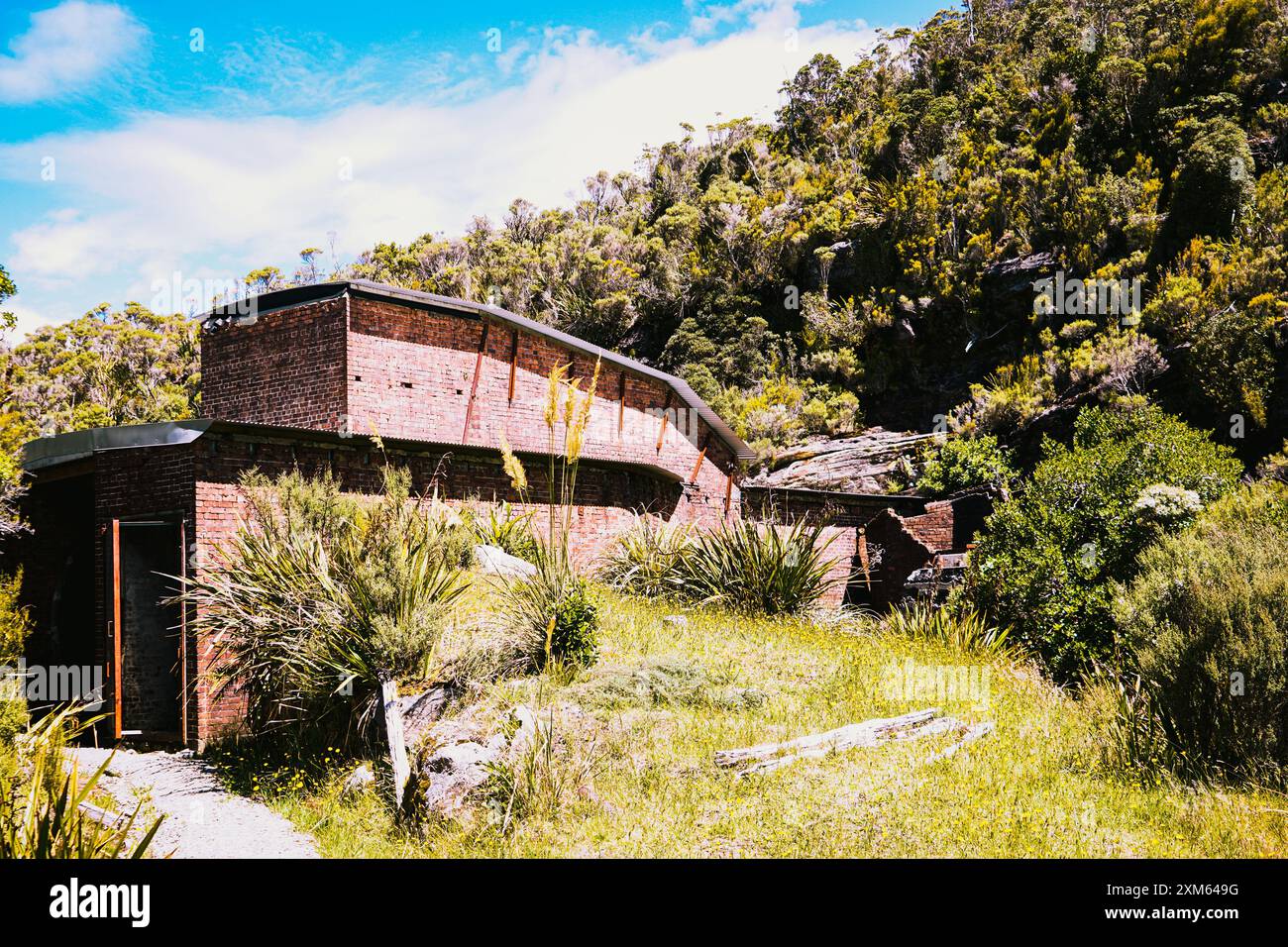 An old Mining house of the Denniston Mine Stock Photo - Alamy