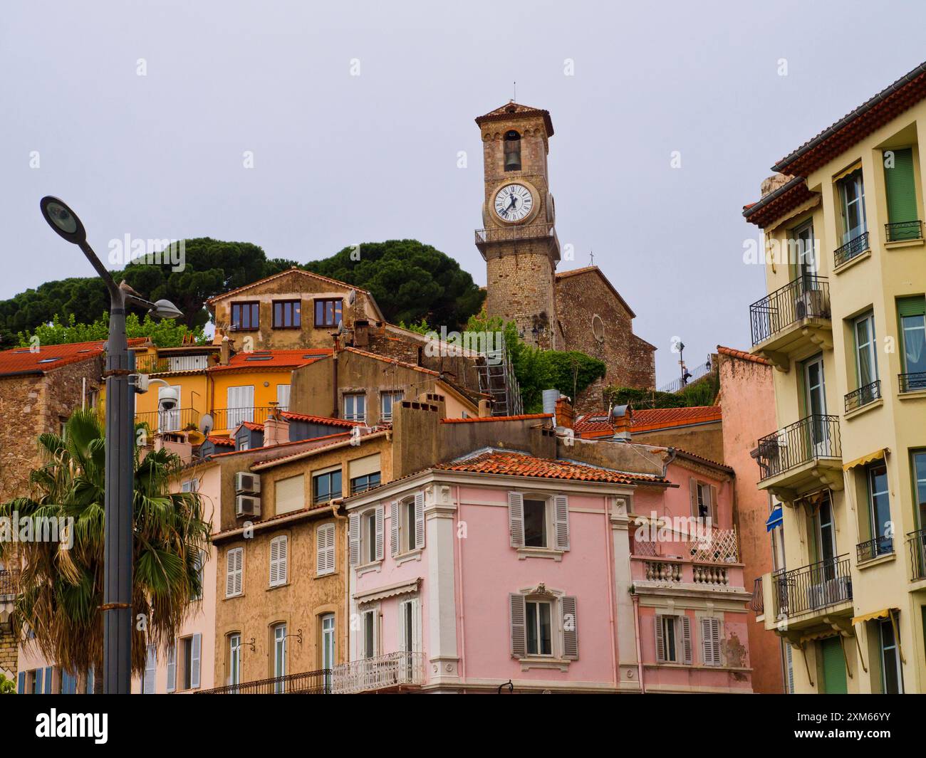 Cannes cathedral hi-res stock photography and images - Alamy