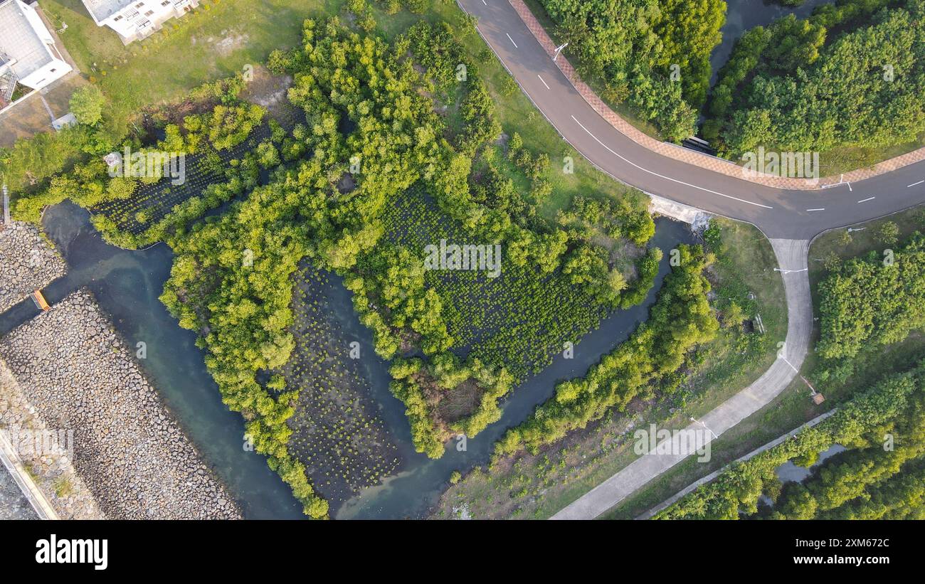 (240726) -- SERANG, July 26, 2024 (Xinhua) -- This aerial photo taken ...