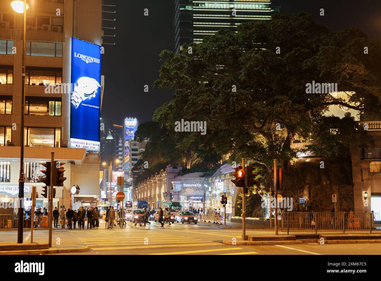 Illuminate streets hi-res stock photography and images - Alamy