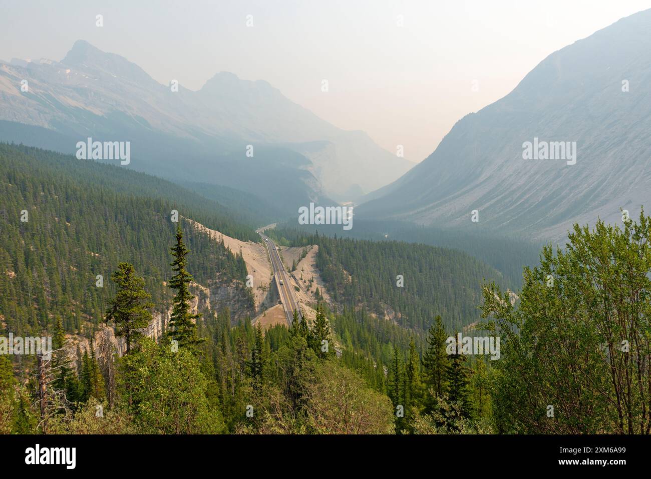 Thick wildfires smoke in Jasper Valley in 2018, Jasper national park ...