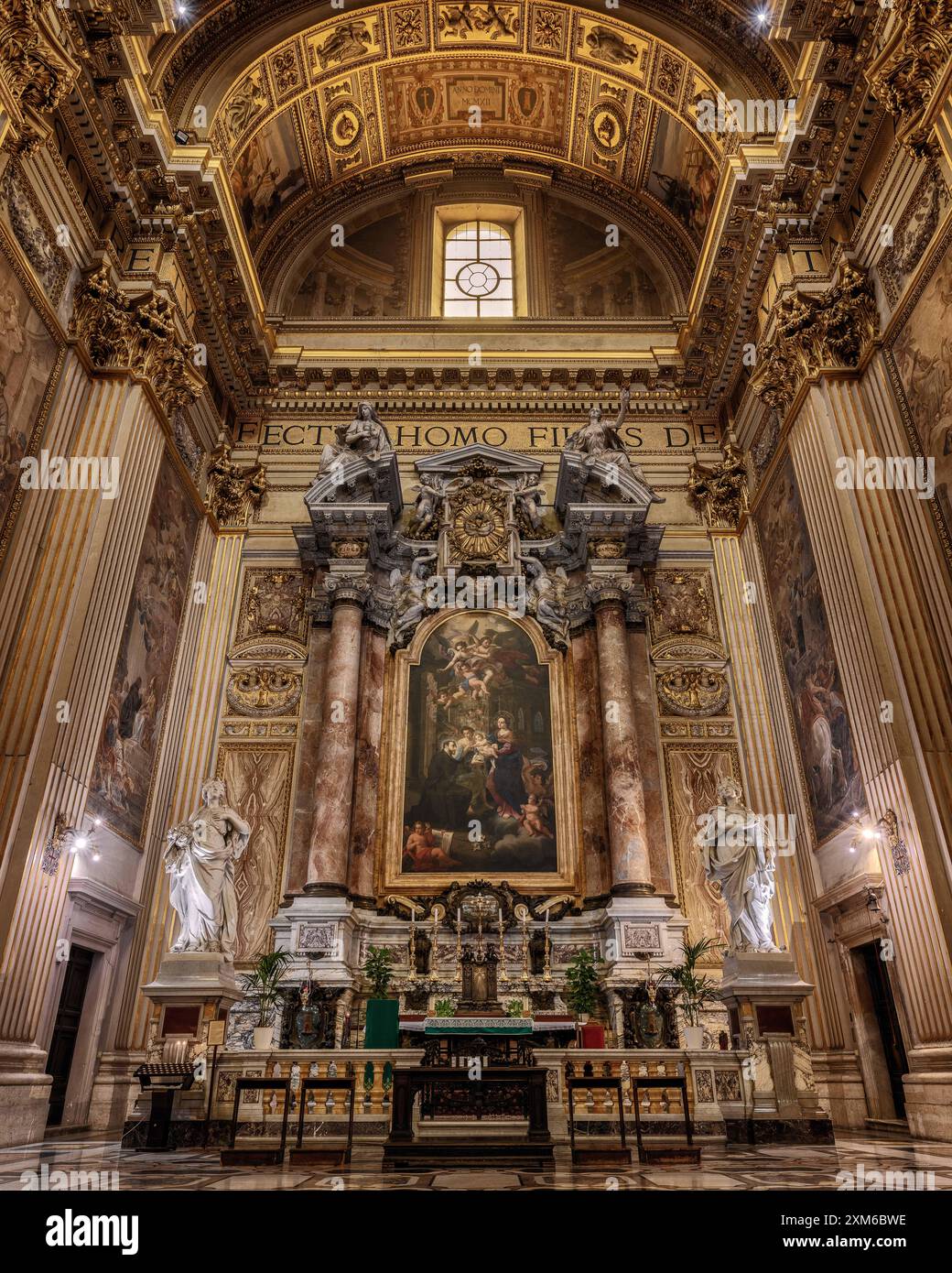 Basilica di Sant Andrea della Valle - Rome Stock Photo - Alamy