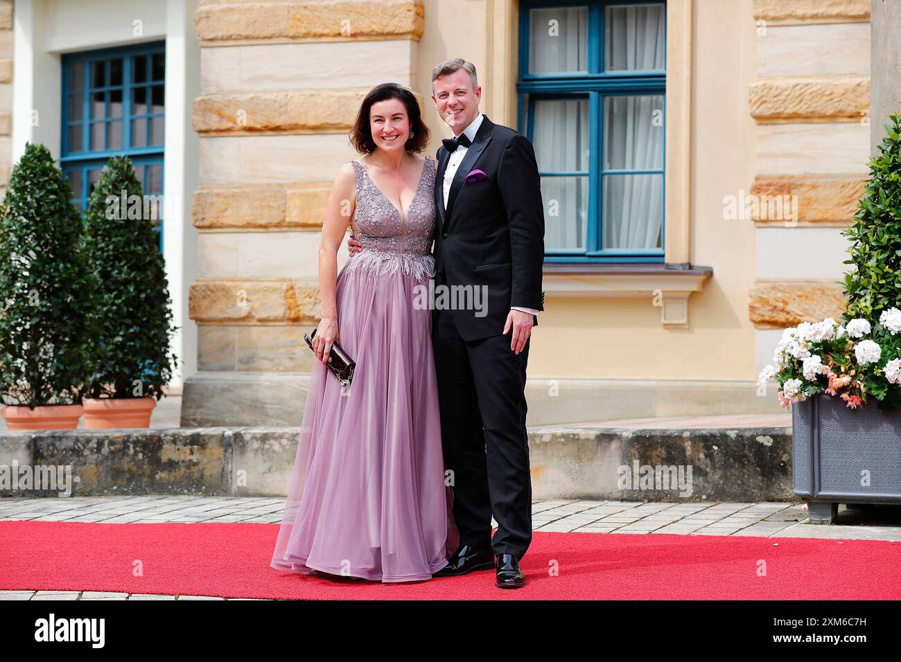 Dorothee Bär mit Ehemann Oliver Bär bei der Eröffnung der 112.Richard-Wagner-Festspiele in ...