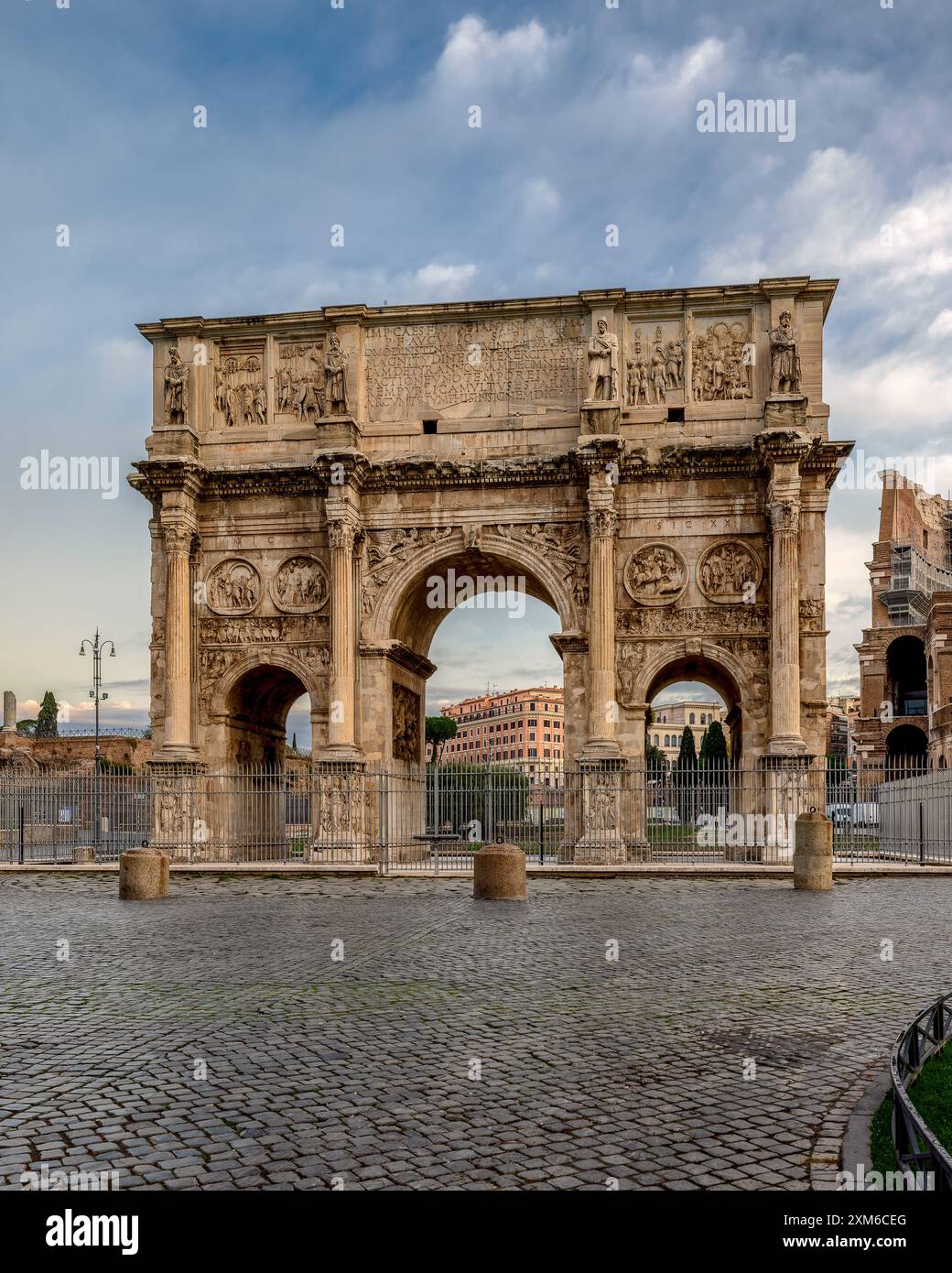 Arch of Constantine in Rome Stock Photo - Alamy