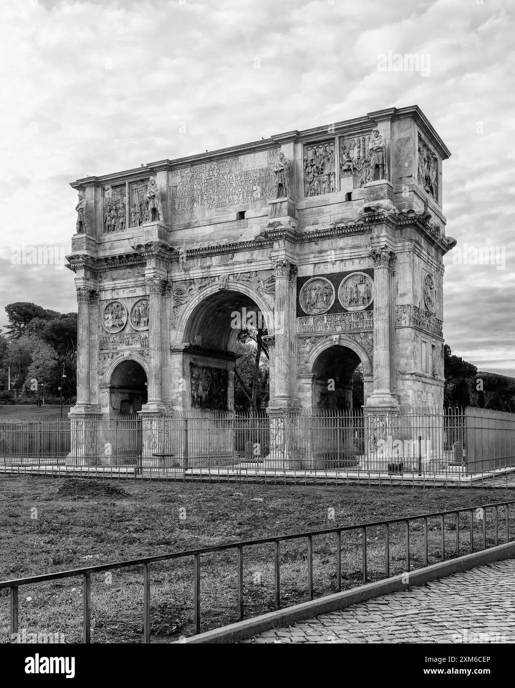 Arch of Constantine in Rome Stock Photo - Alamy