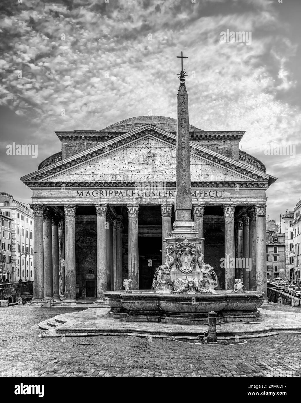 Details pantheon rome italy Black and White Stock Photos & Images - Alamy