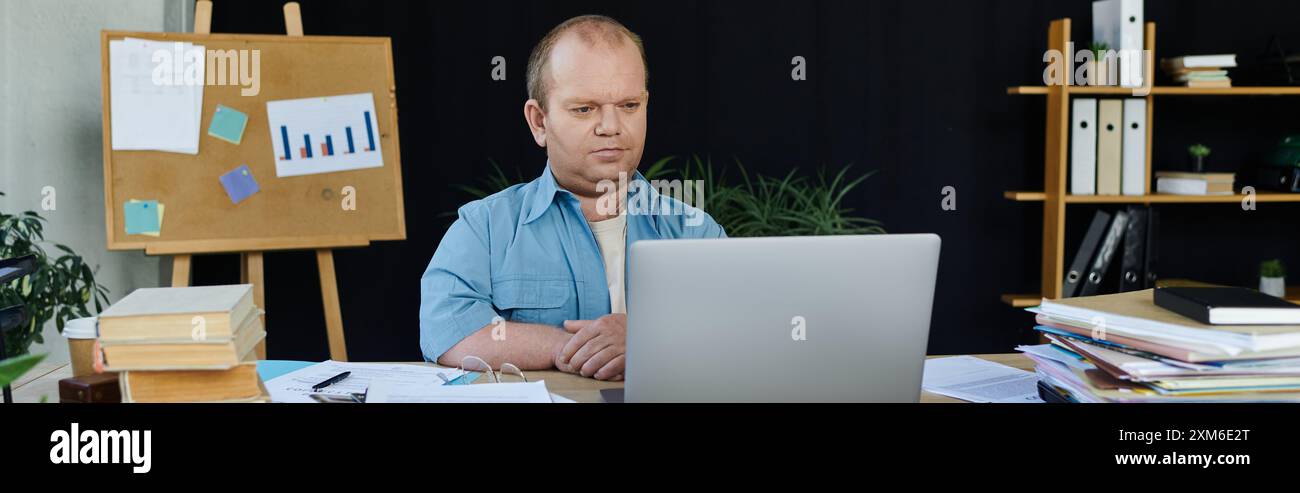 Office inclusivity hi-res stock photography and images - Alamy
