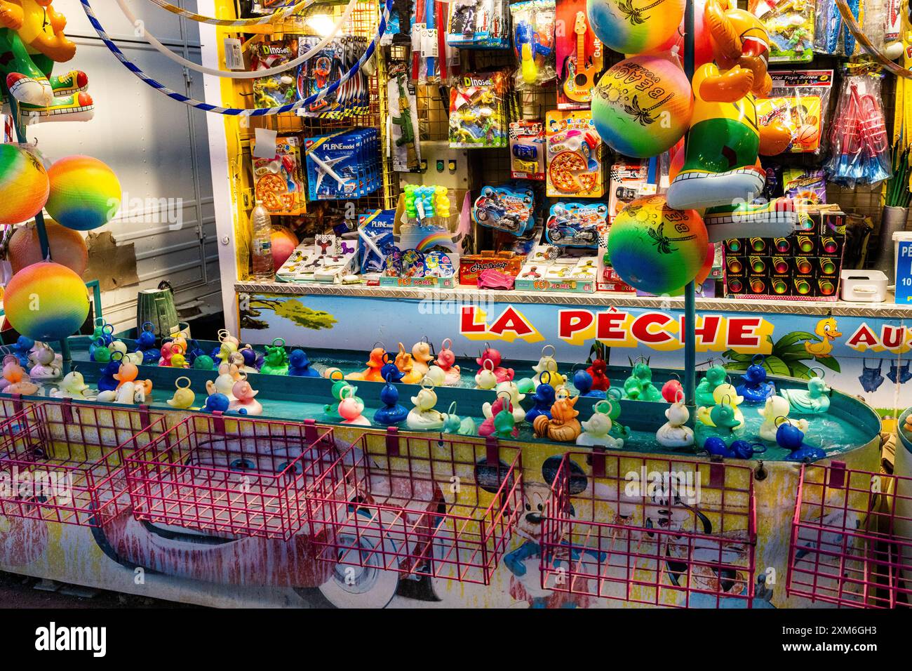 The luna park and funfair Fête des Tuileries in the Tuileries Garden ...