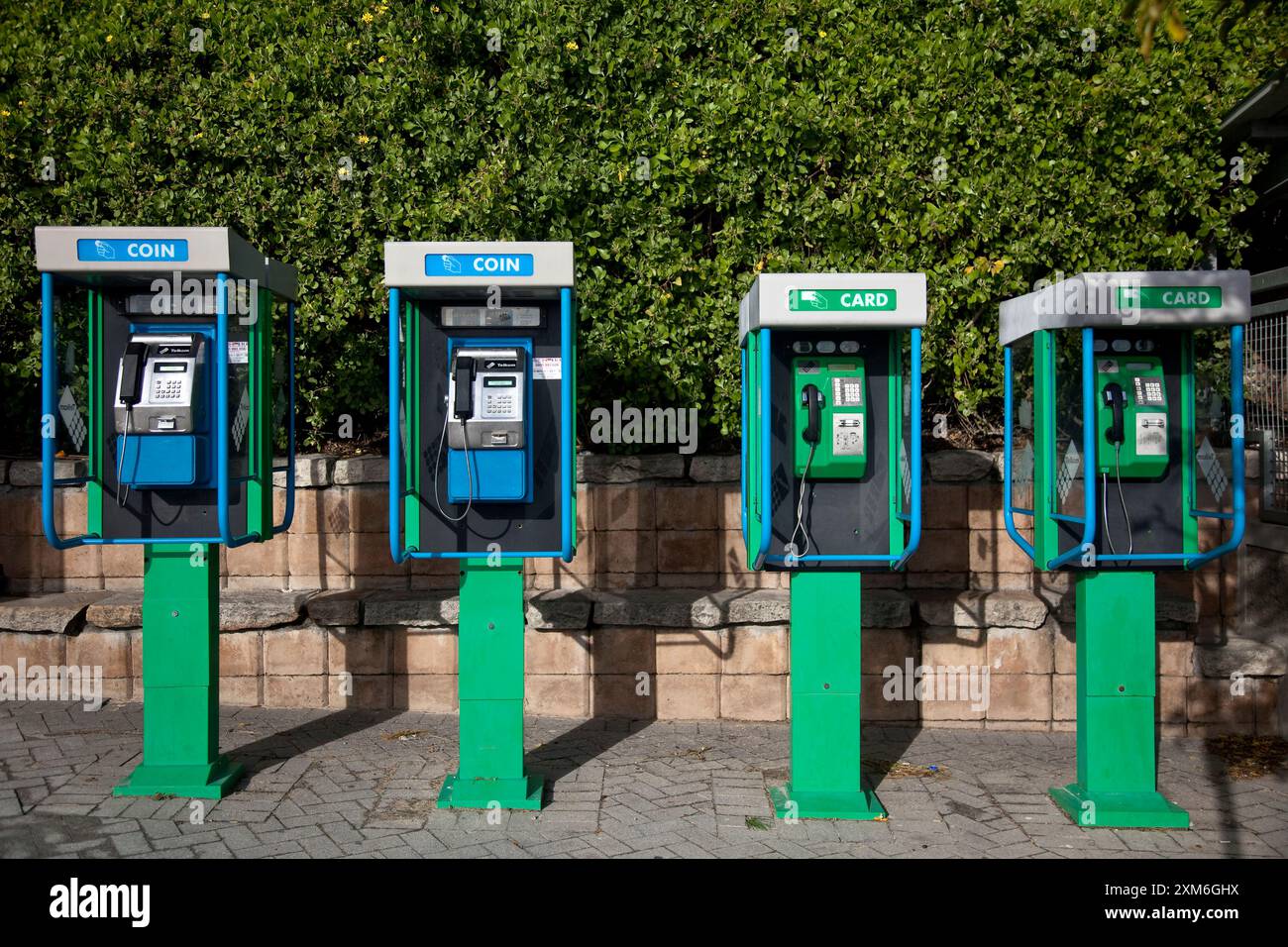Vintage telephone booths hi-res stock photography and images - Alamy
