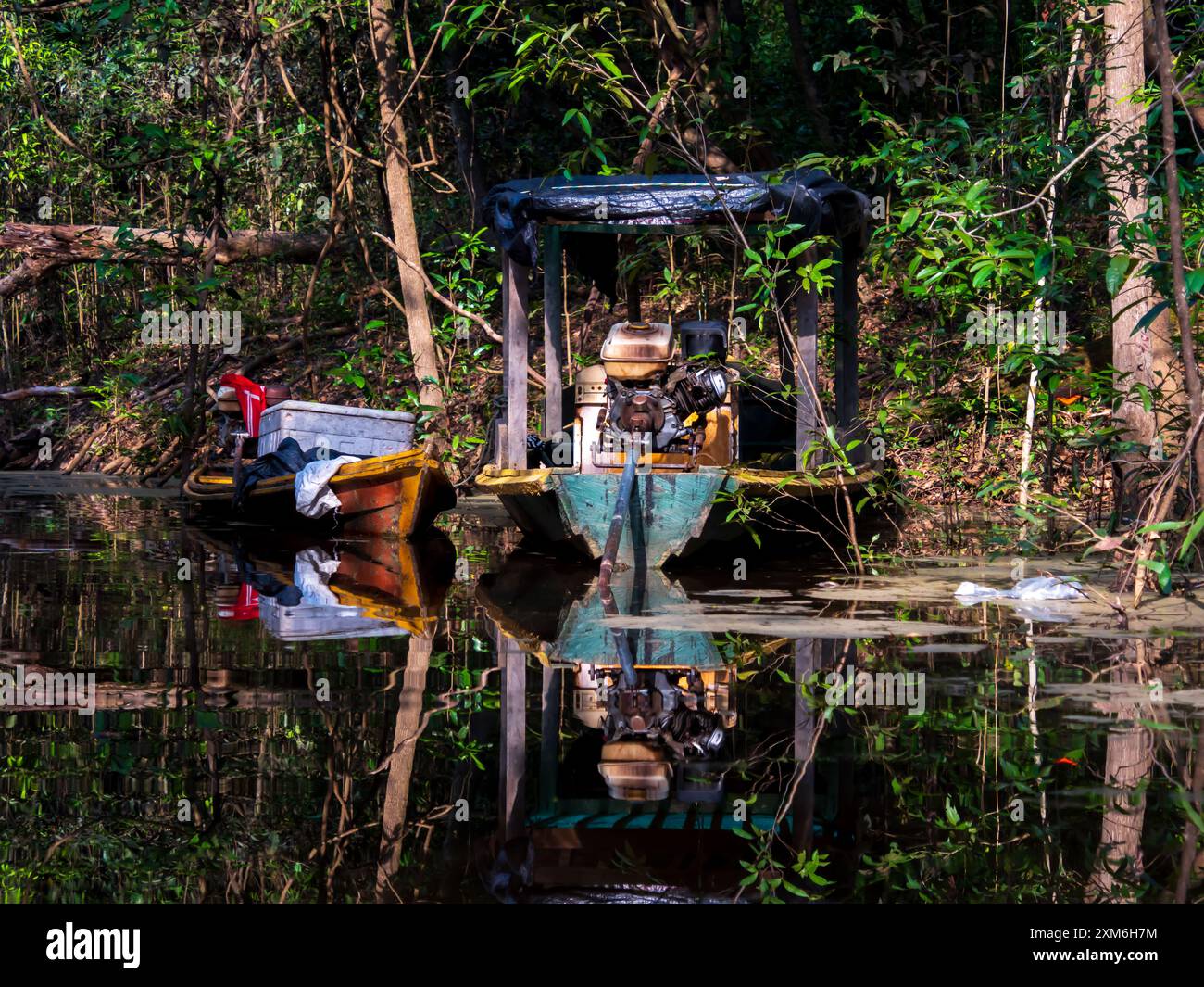 Javari Valley, Amazonia - Dec, 2022: Wooden boats of fishermen in the ...