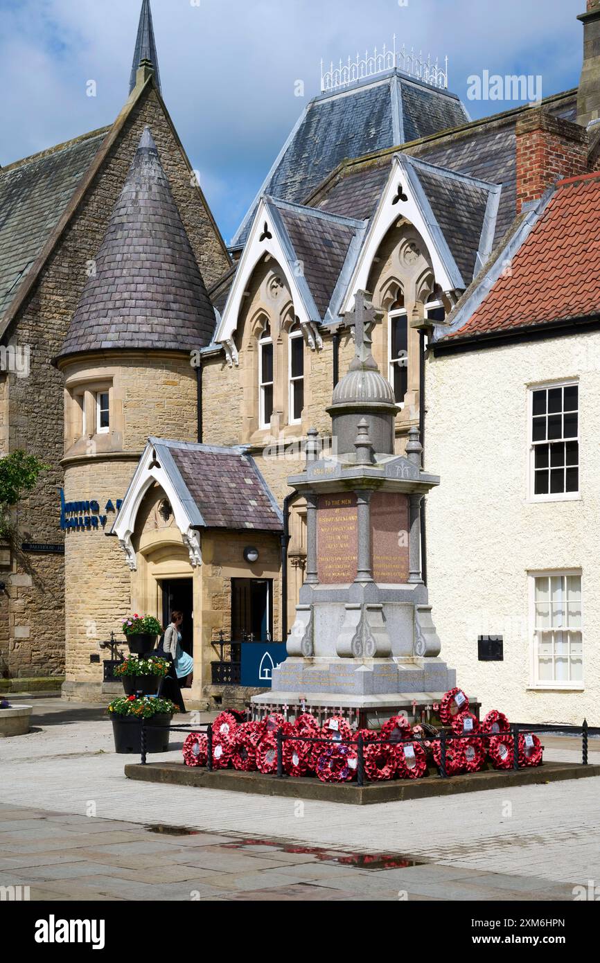 The Spanish gallery at Bishop Auckland town centre, market square area ...