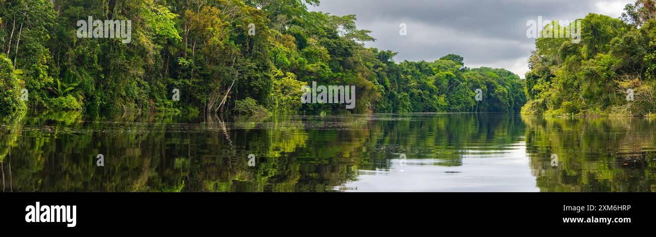 The Marañón River (Maranon) in Reservas Nacional Pacaya Samiria ...