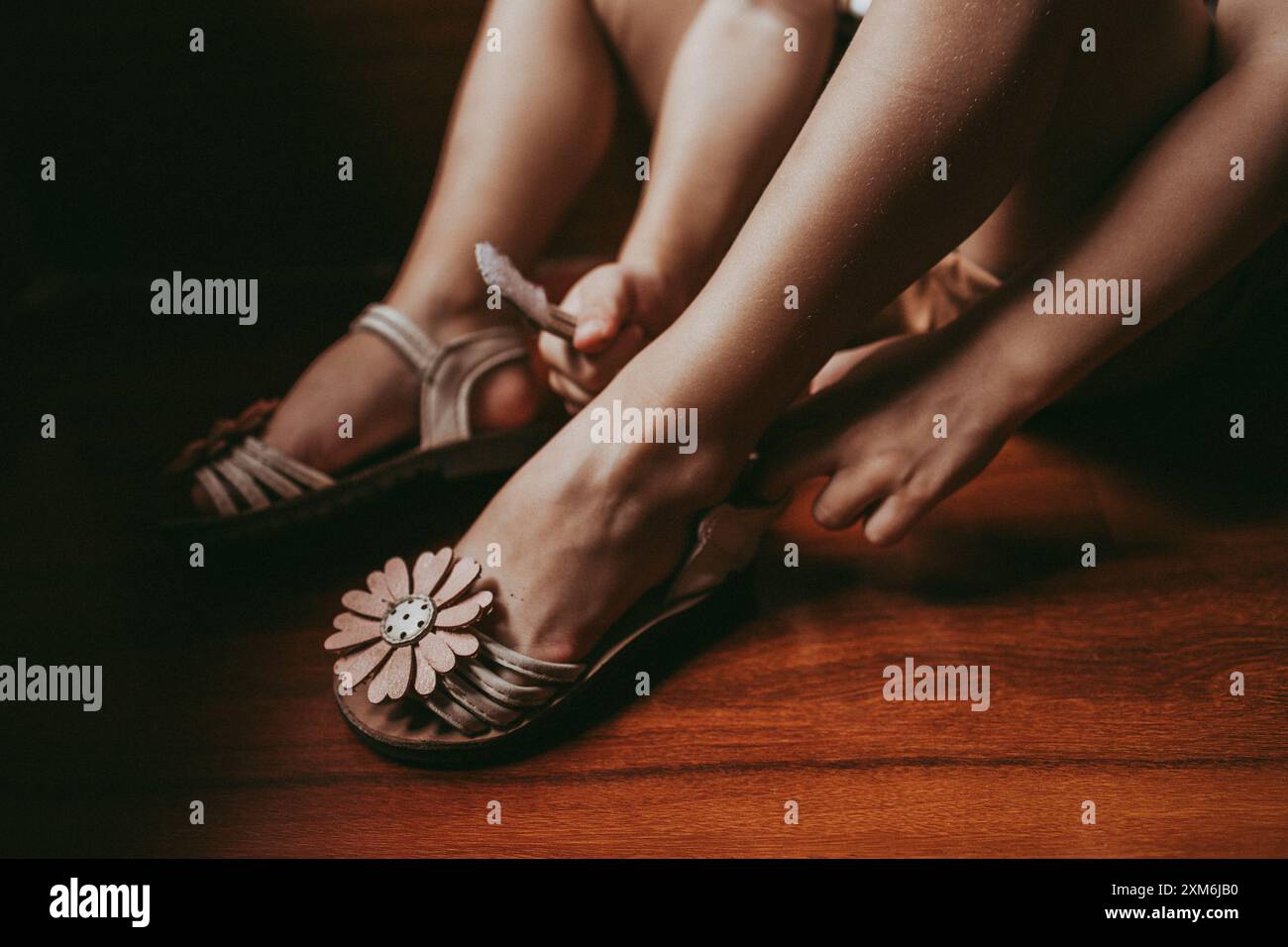 Girls legs hi-res stock photography and images - Alamy