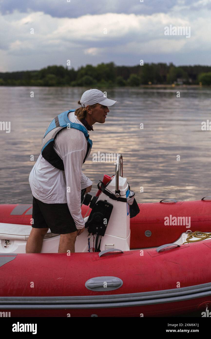 Old lifeguard hi-res stock photography and images - Alamy