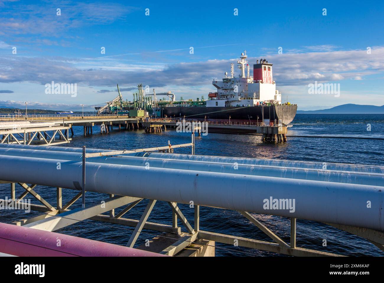 Tanker Terminal in the Pacific Northwest Stock Photo - Alamy
