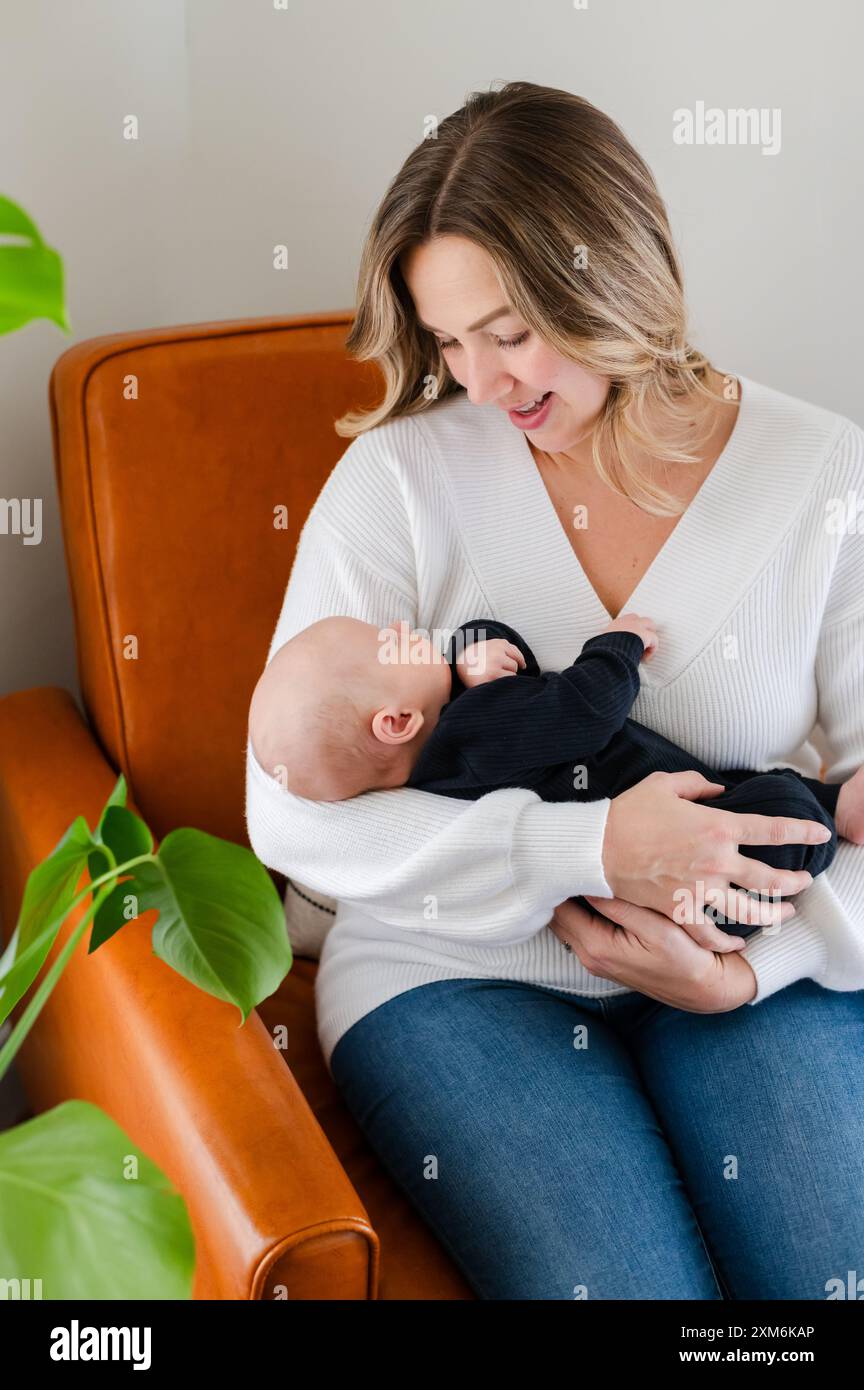 Chair cradles hi-res stock photography and images - Alamy