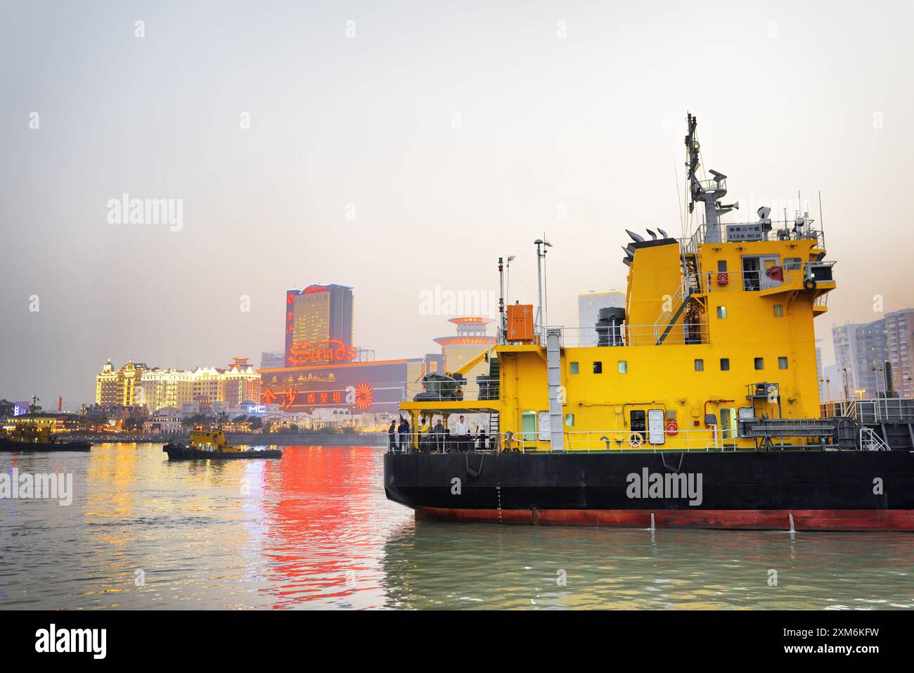 Port destination hi-res stock photography and images - Alamy