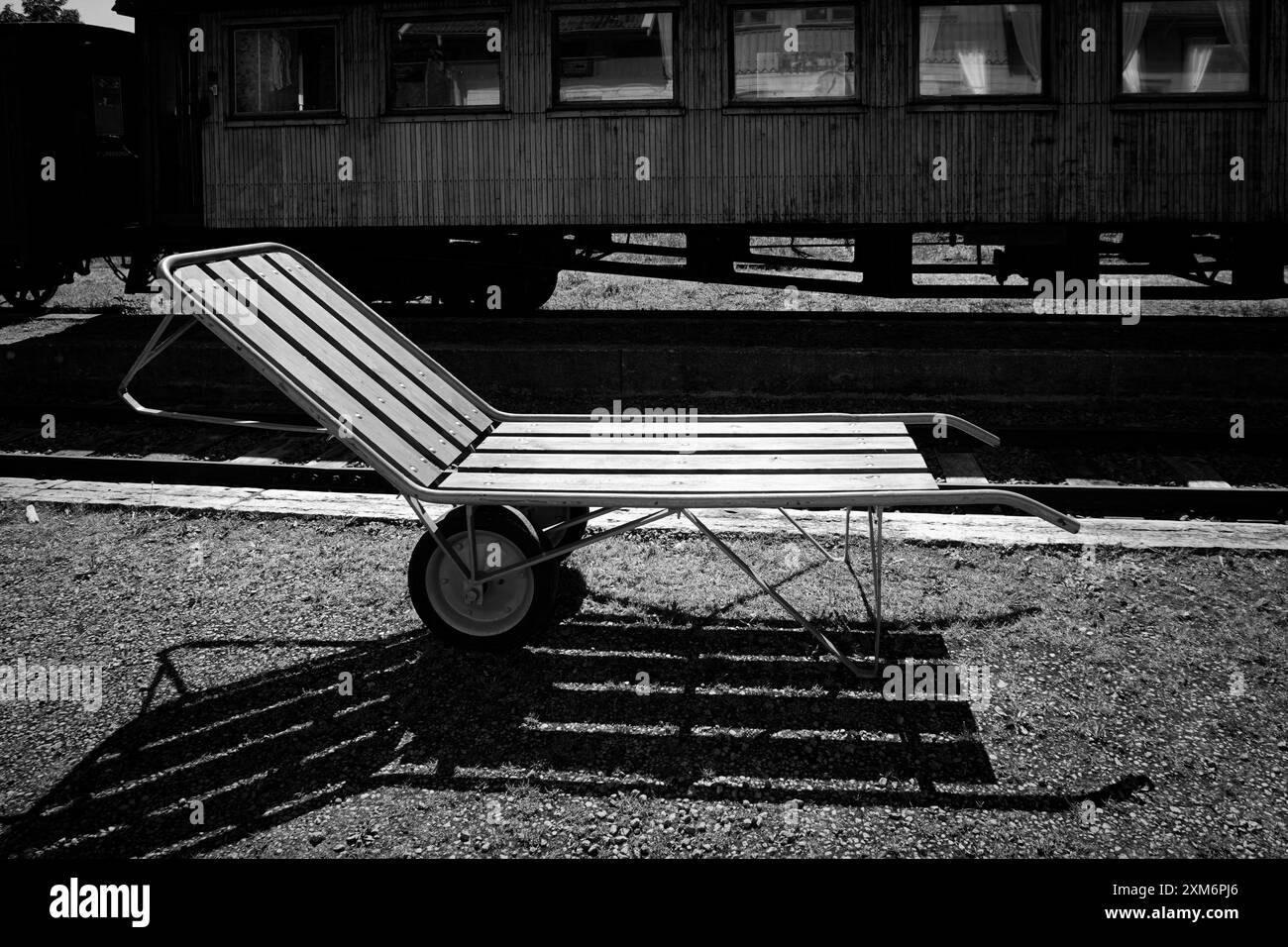 A cart in front of a train carriage at the station in Vadstena Stock ...