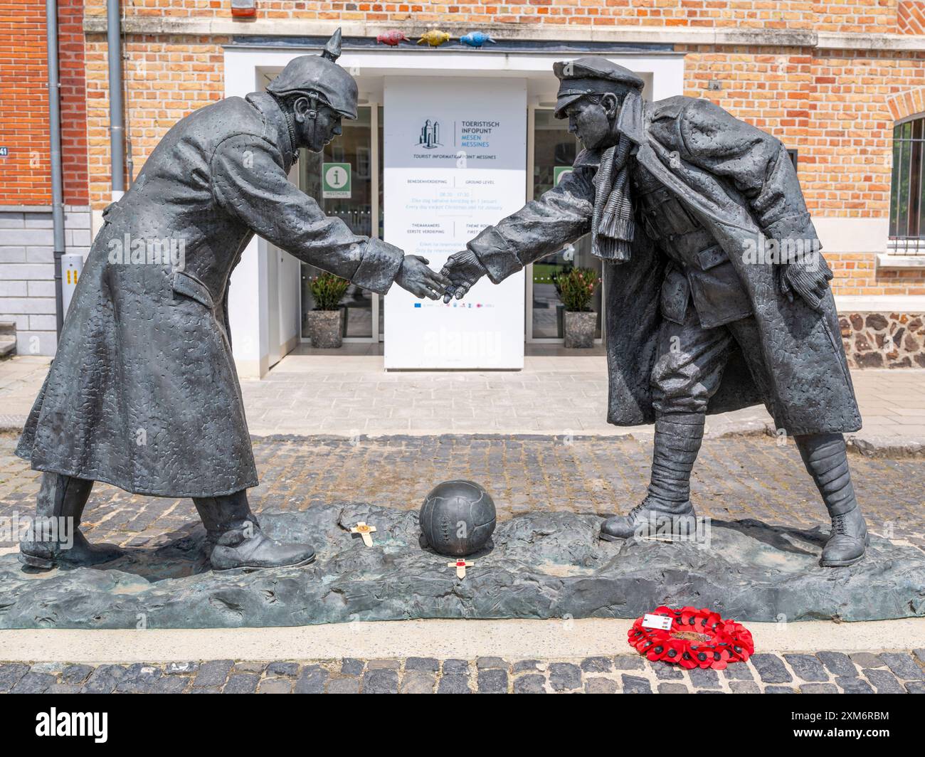 Christmas truce 1914 hi-res stock photography and images - Alamy