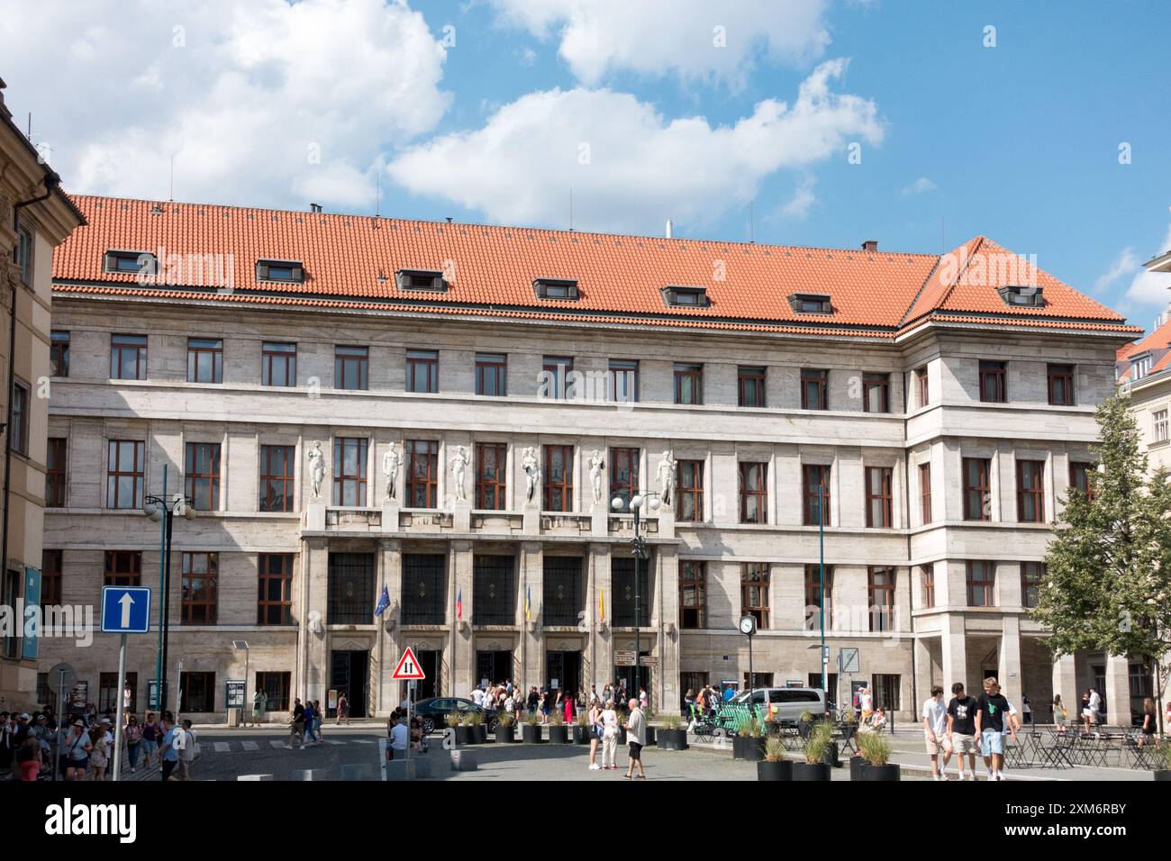 Old library exterior prague hi-res stock photography and images - Alamy
