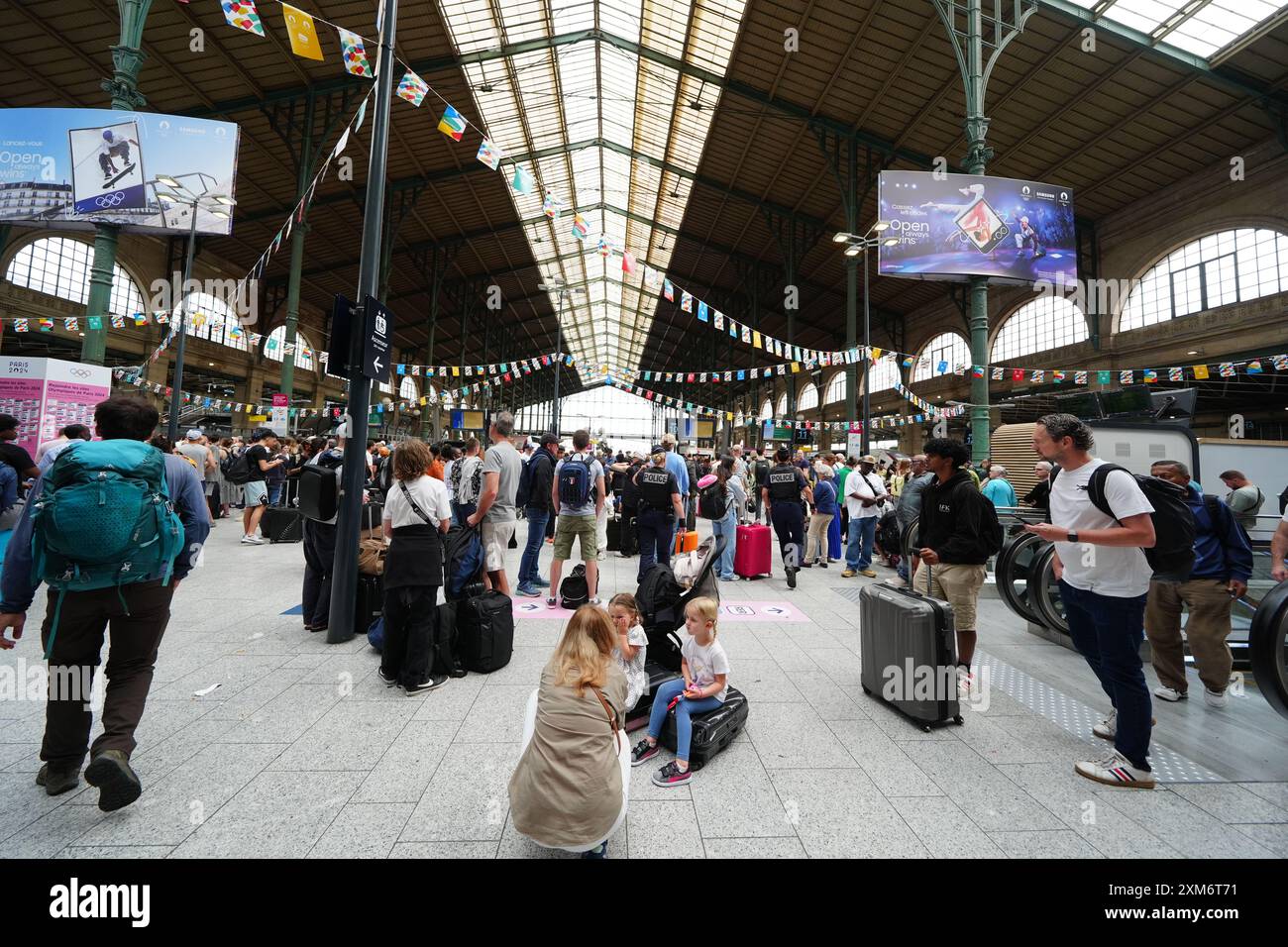 Passengers inside the Gare Du Nord train station in Paris, France ...