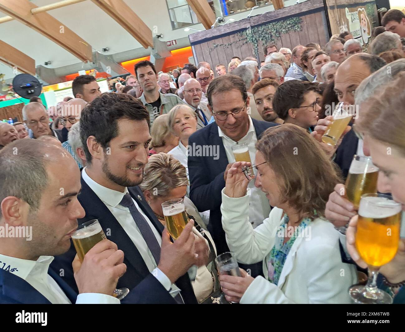 88th session hi-res stock photography and images - Alamy